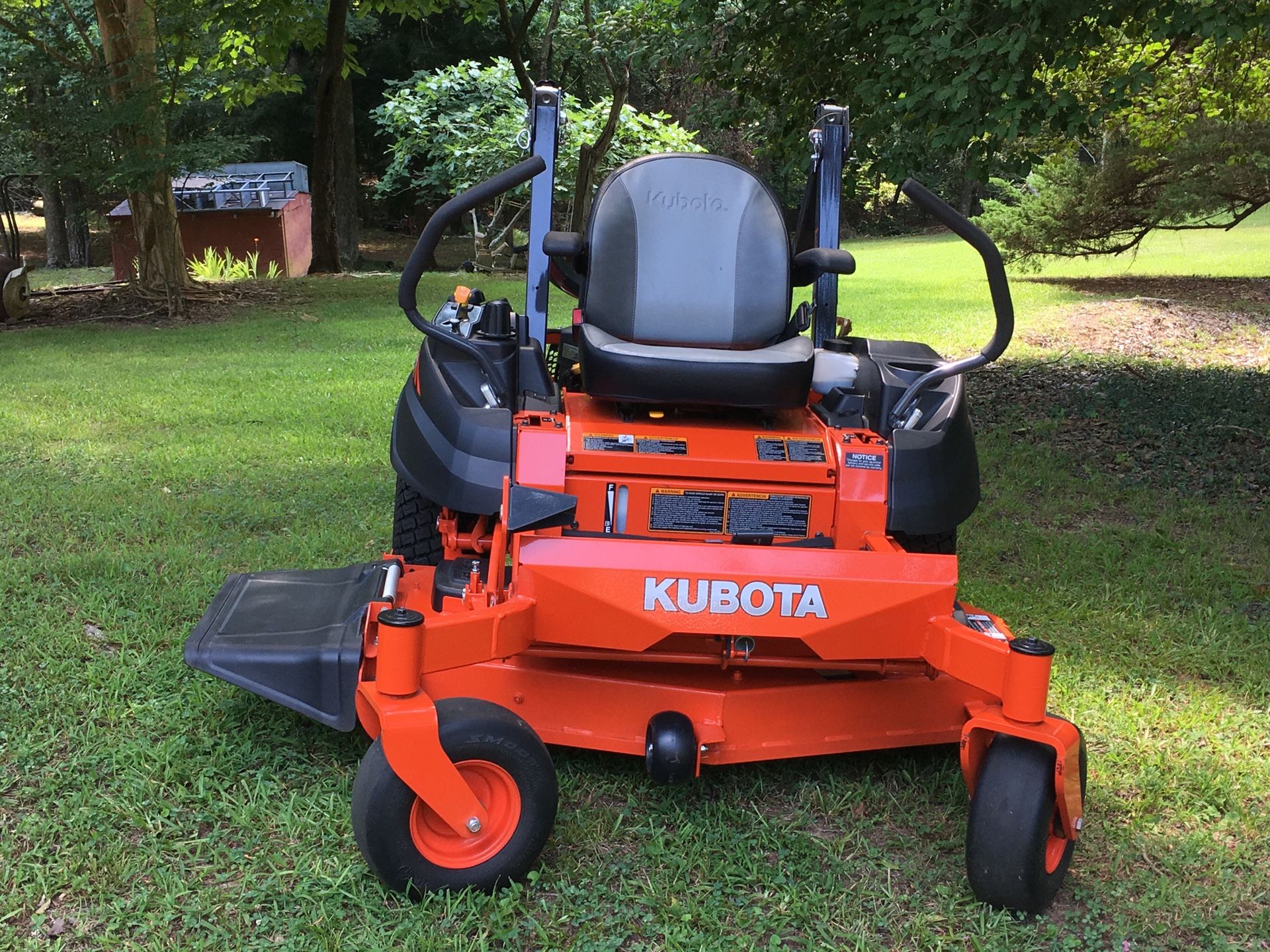 KUBOTA (COMMERCIAL) ZERO MOWER (Z411) for Sale in Sugar Hill, GA - OfferUp