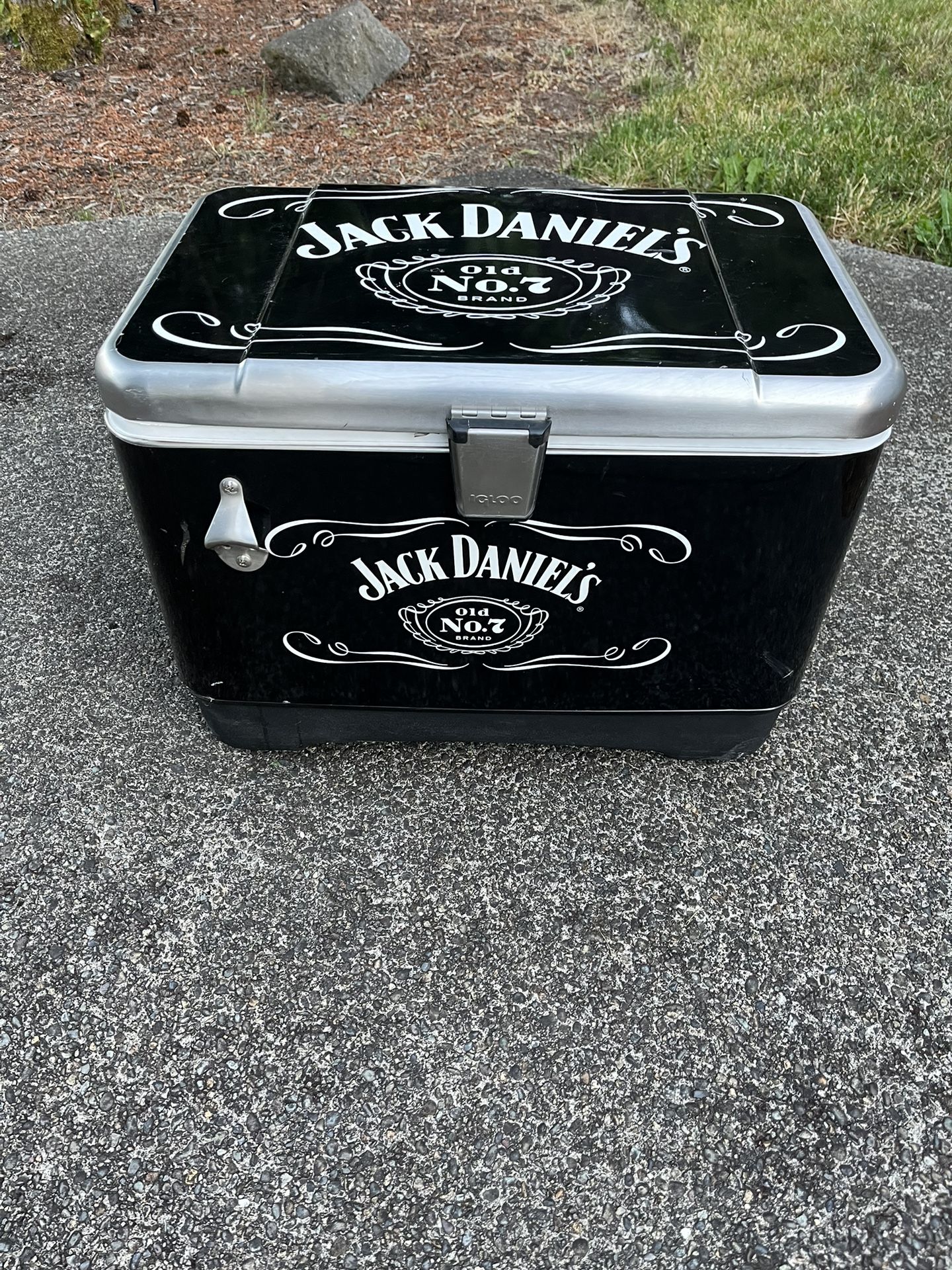 Jack Daniels Cooler for Sale in Puyallup, WA - OfferUp