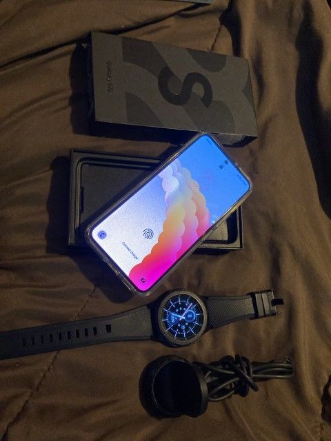 Samsung Galaxy S22 & Gear S3 Frontier Smartwatch For AT&T And Cricket ...