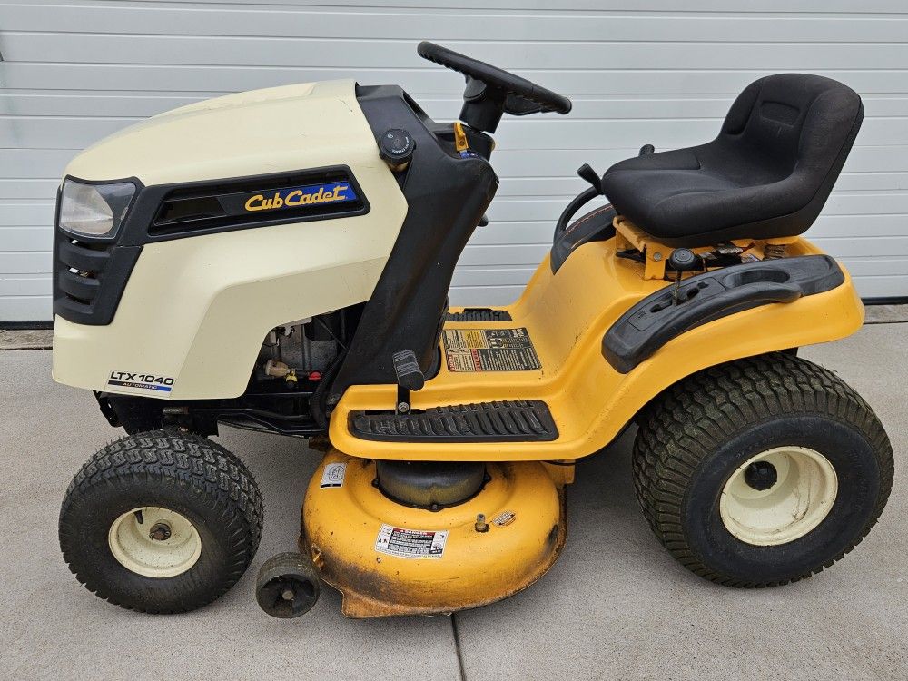 Cub Cadet LTX1040 Riding Mower for Sale in Lockport, NY - OfferUp