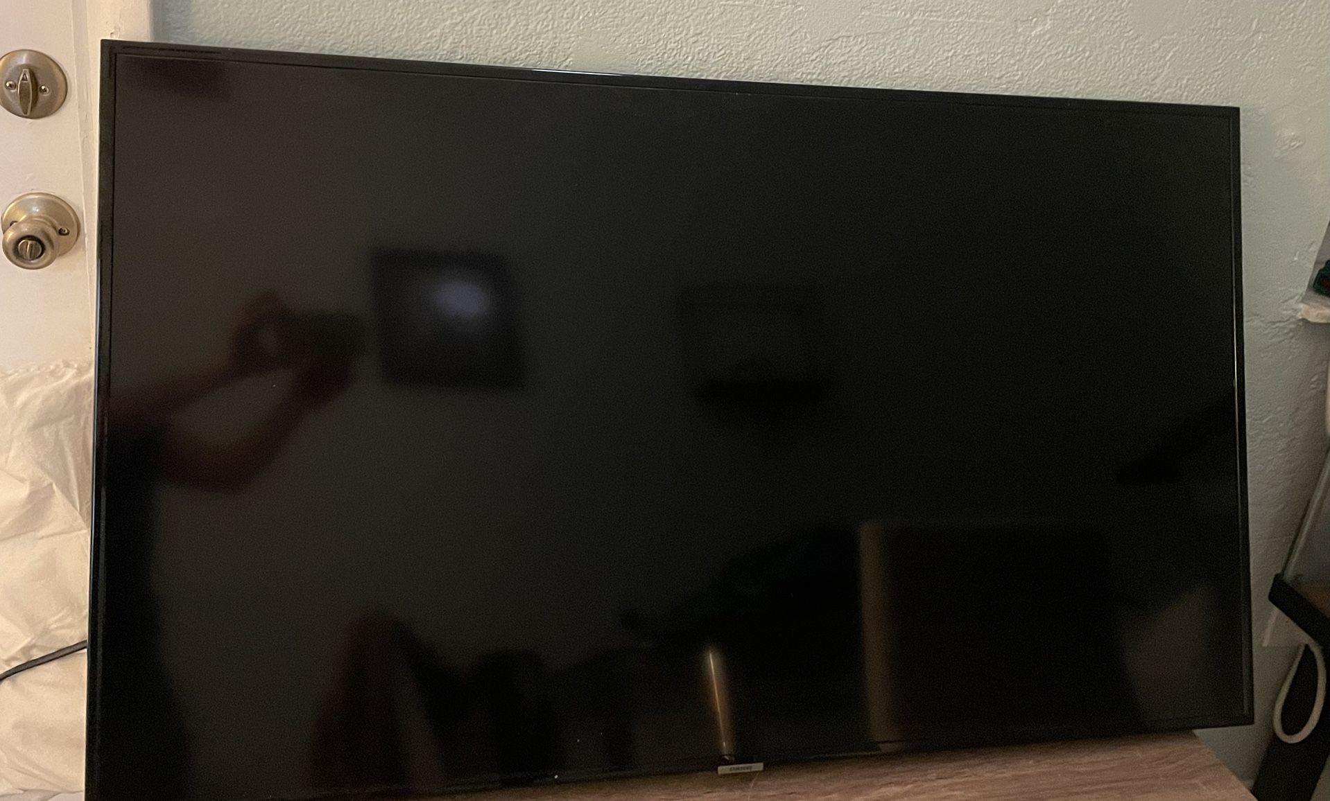 Samsung 44" inch new TV for Sale in Miami, FL - OfferUp