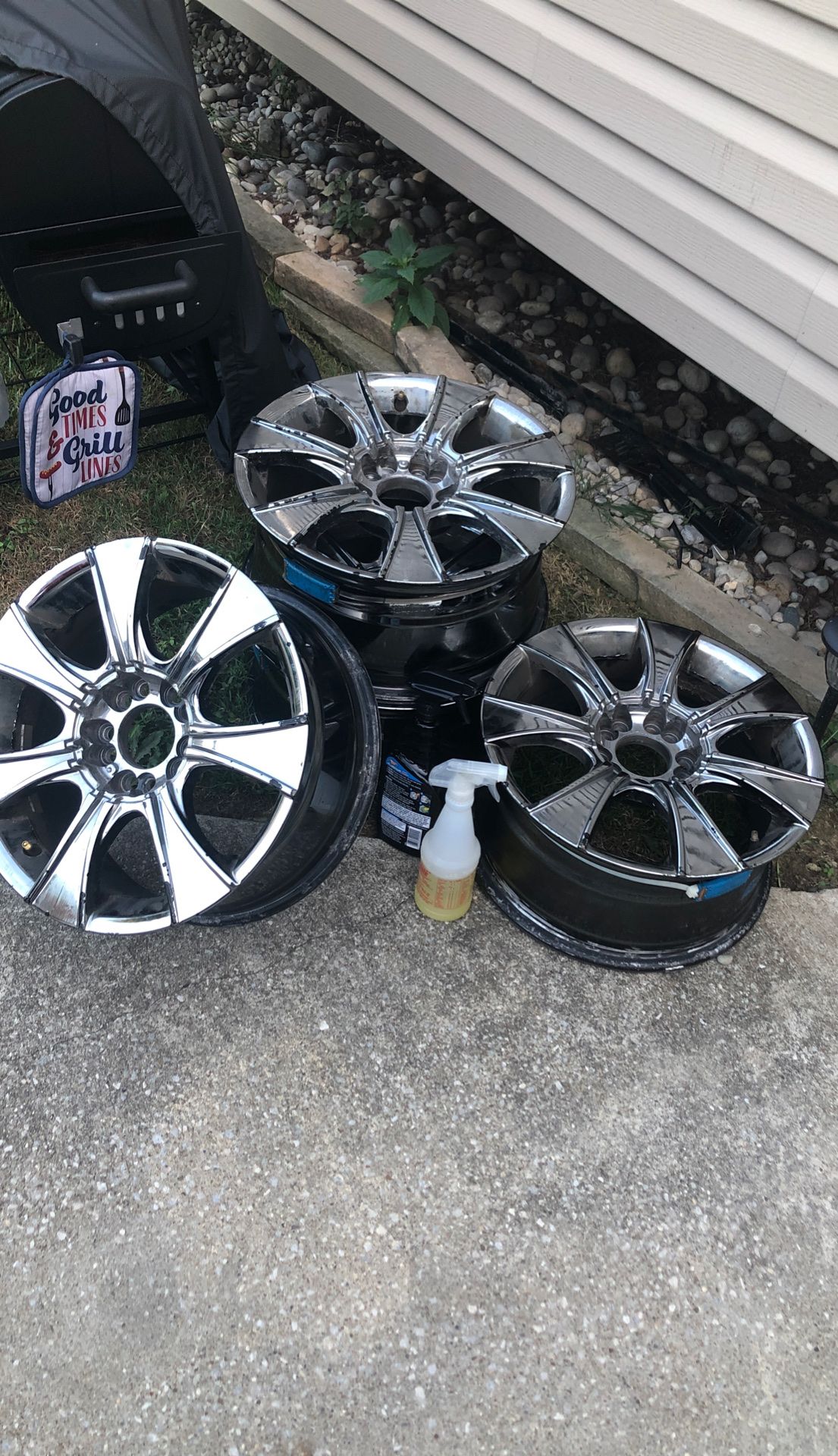 16 inch rims 5 lug for Sale in Maple Heights, OH - OfferUp