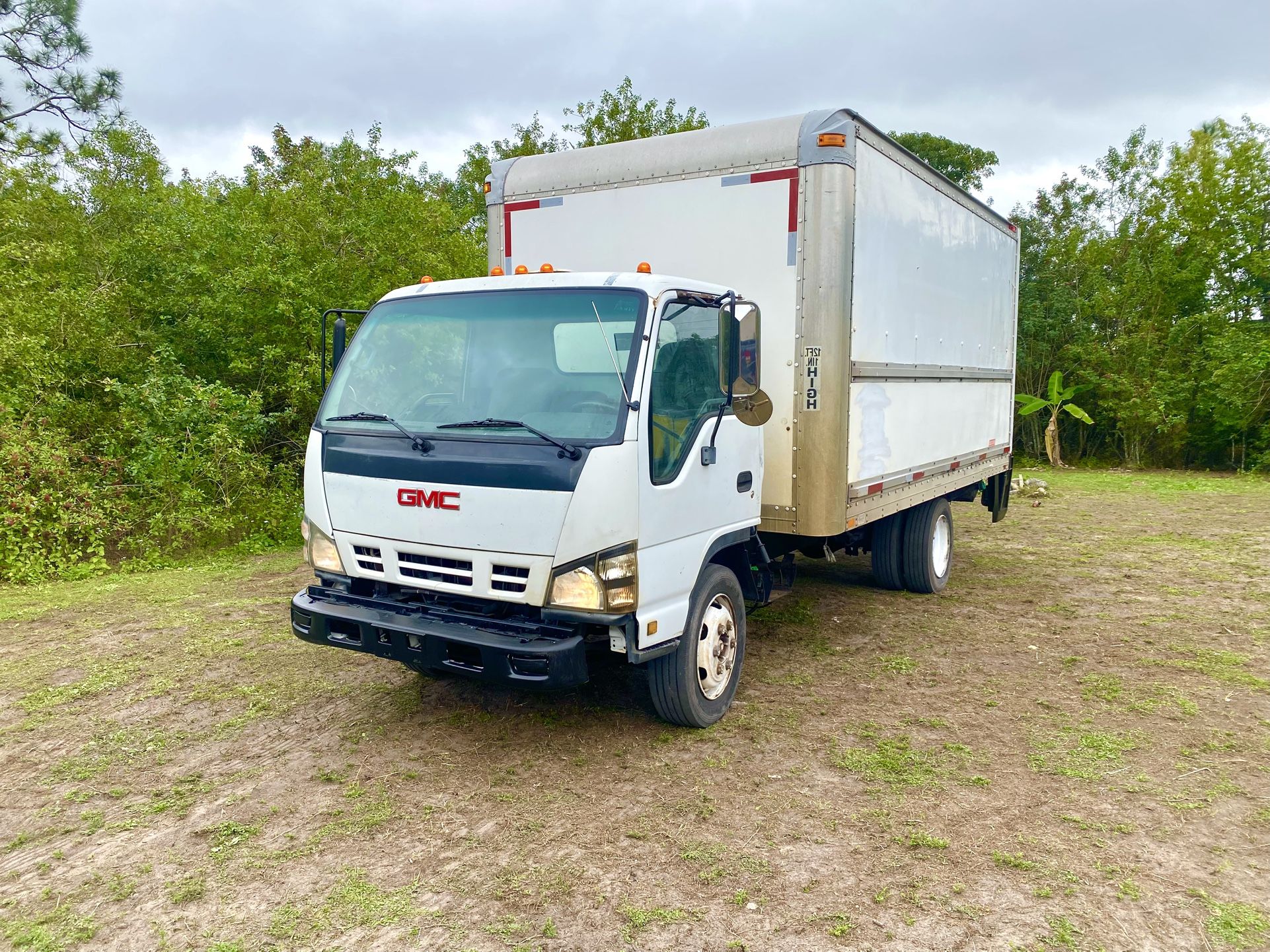 GMC W5500 / isuzu NQR NRR for Sale in Miramar, FL - OfferUp