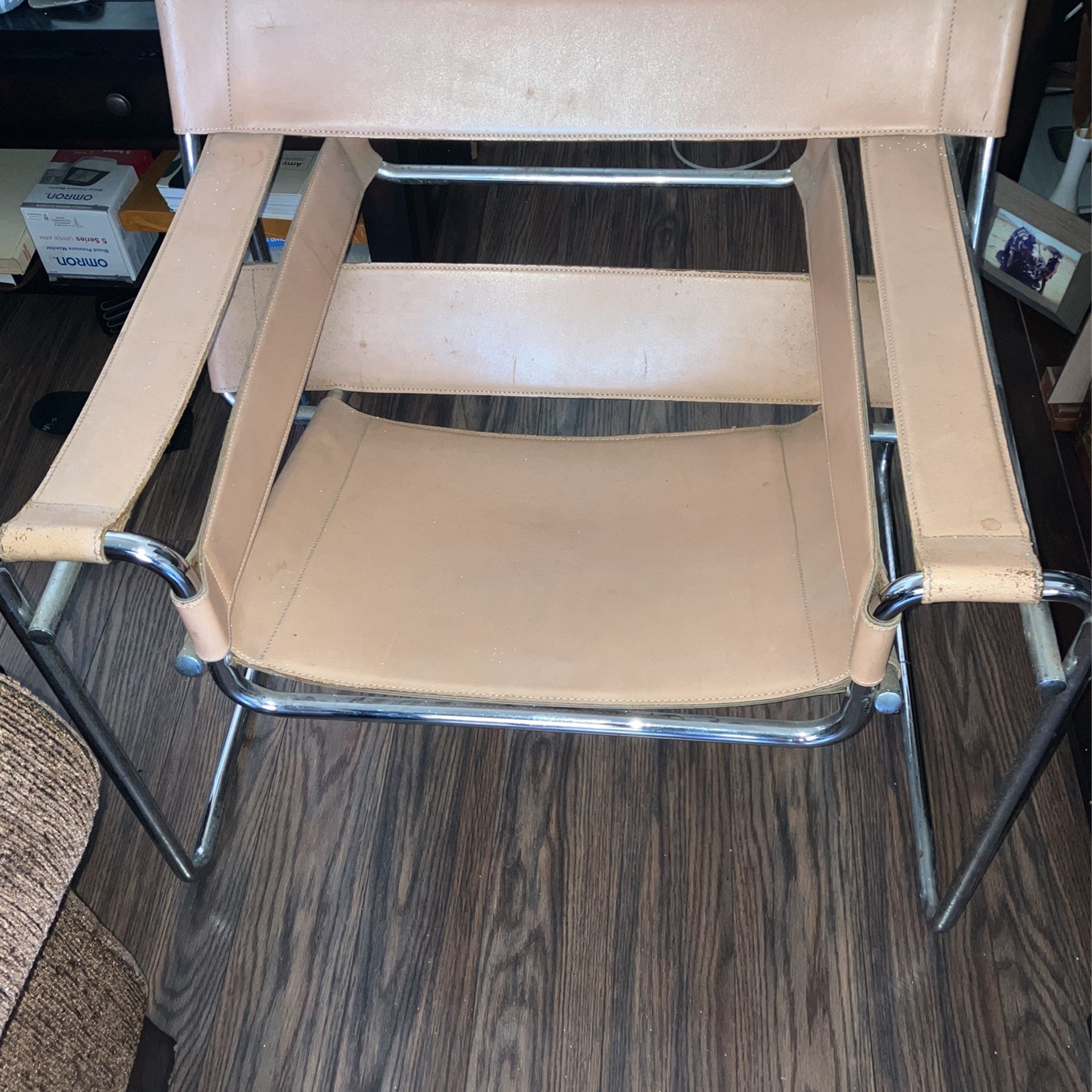 Leather Mid Century Replica Chair for Sale in Long Beach, CA - OfferUp