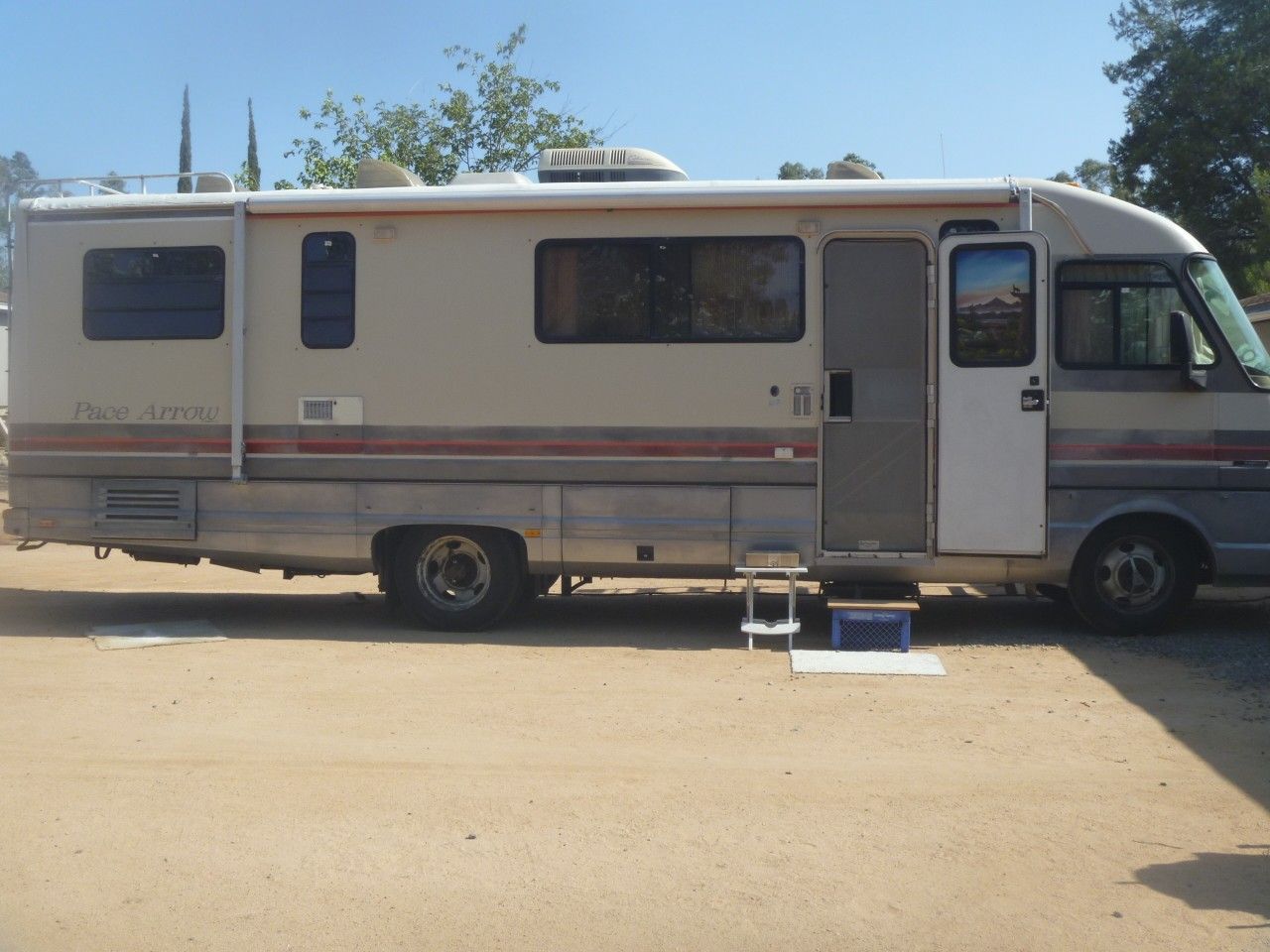 91 RV Motorhome Fleetwood Pace Arrow for Sale in Lake Elsinore, CA ...