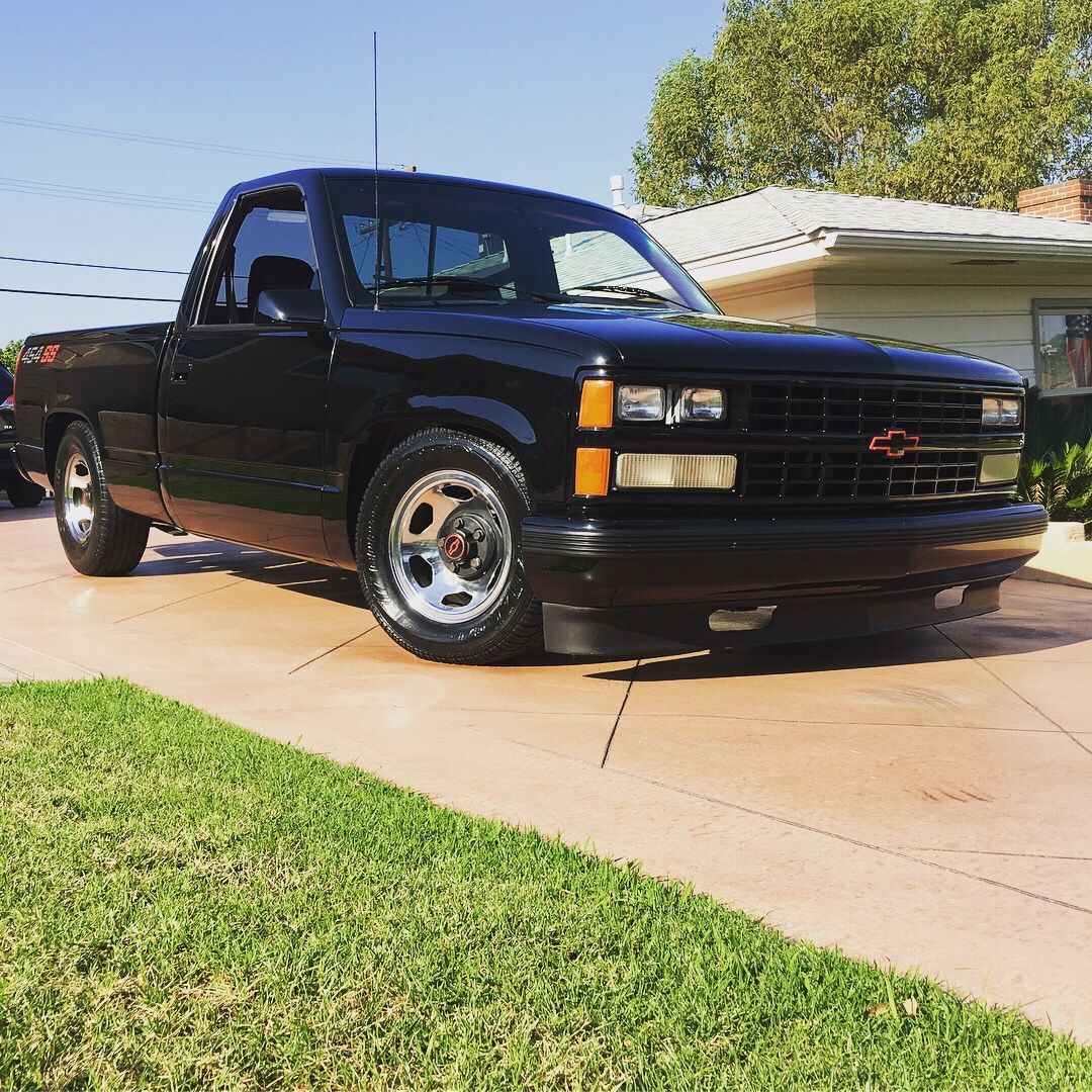 1990 Lowered Chevy Truck