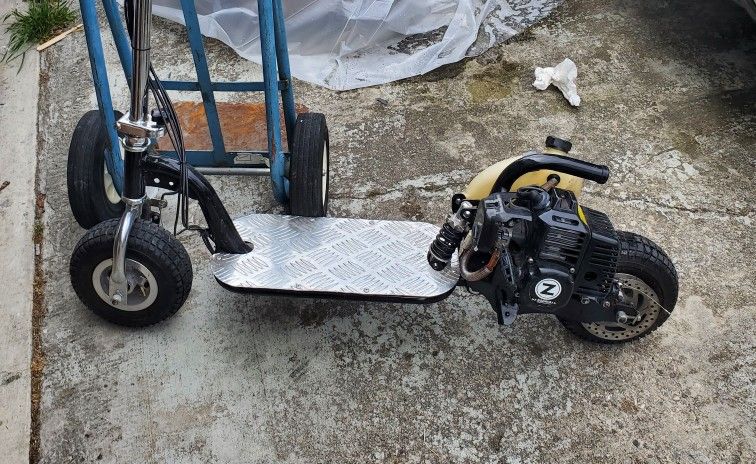 Selling My Zooma Gas Scooter! 250$ Or Best Offer for Sale in Everett ...