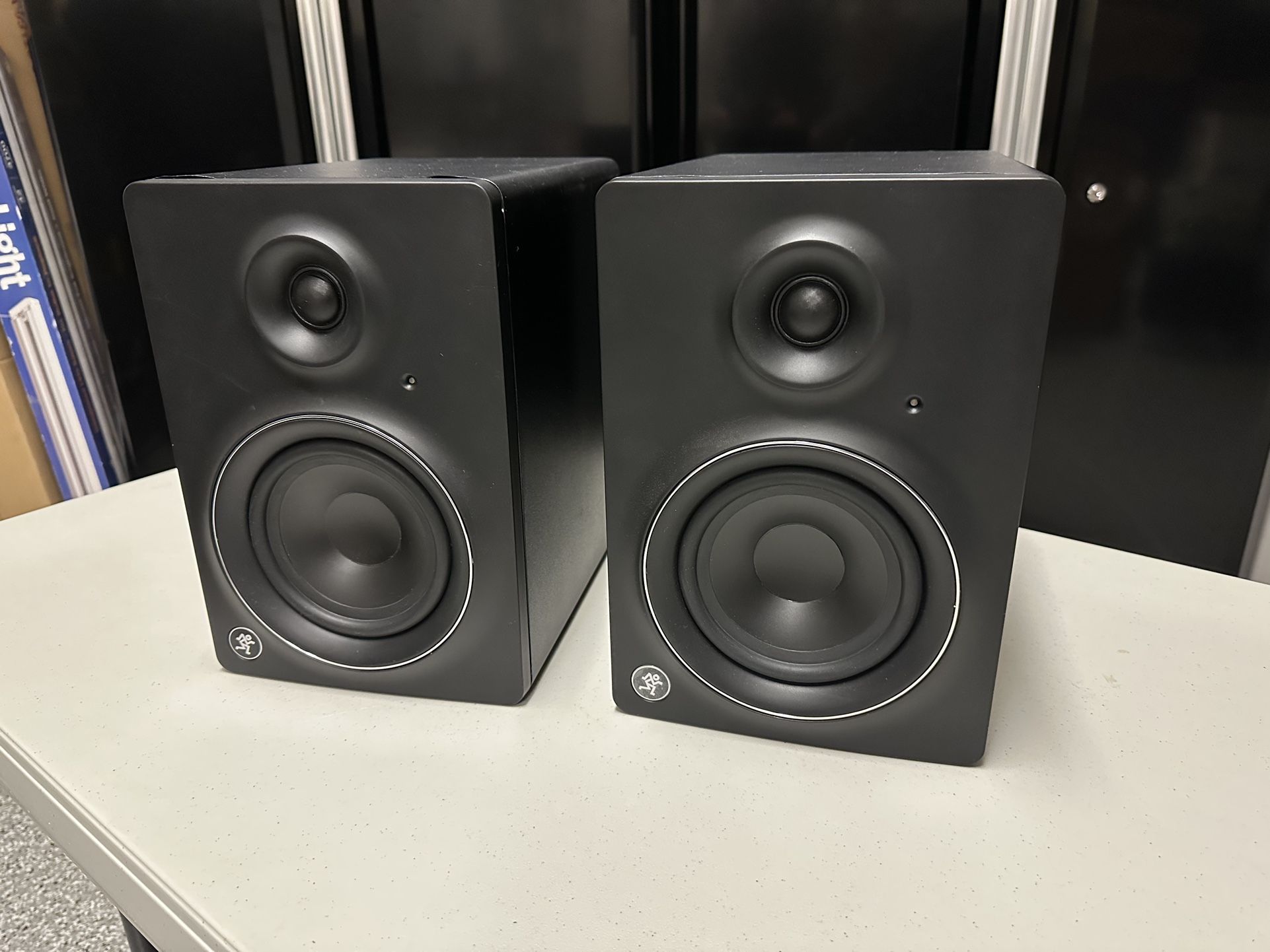 Mackie MR5 mk2 powered studio monitors - Pair for Sale in Ontario, CA ...