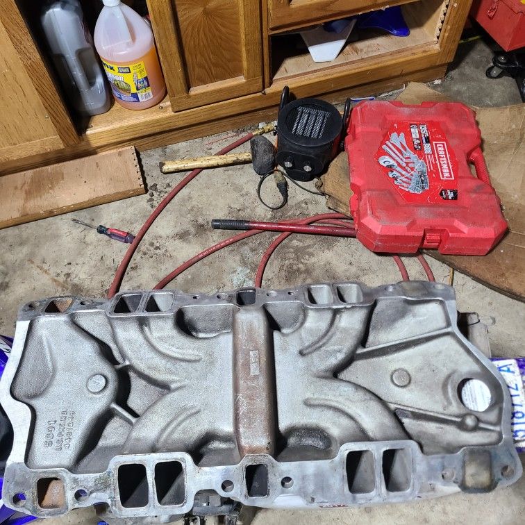 Edelbrock Torker ll Performance Intake Manifold For Chevy Smallblock ...