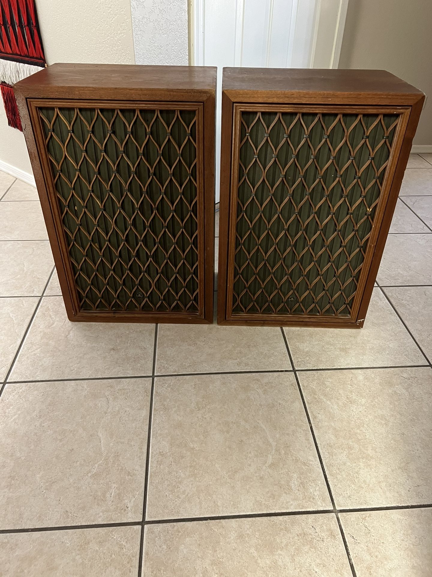 Vintage Pioneer C-99A 5 Way Speakers 15” Woofers Need Repair for Sale in Scottsdale, AZ - OfferUp