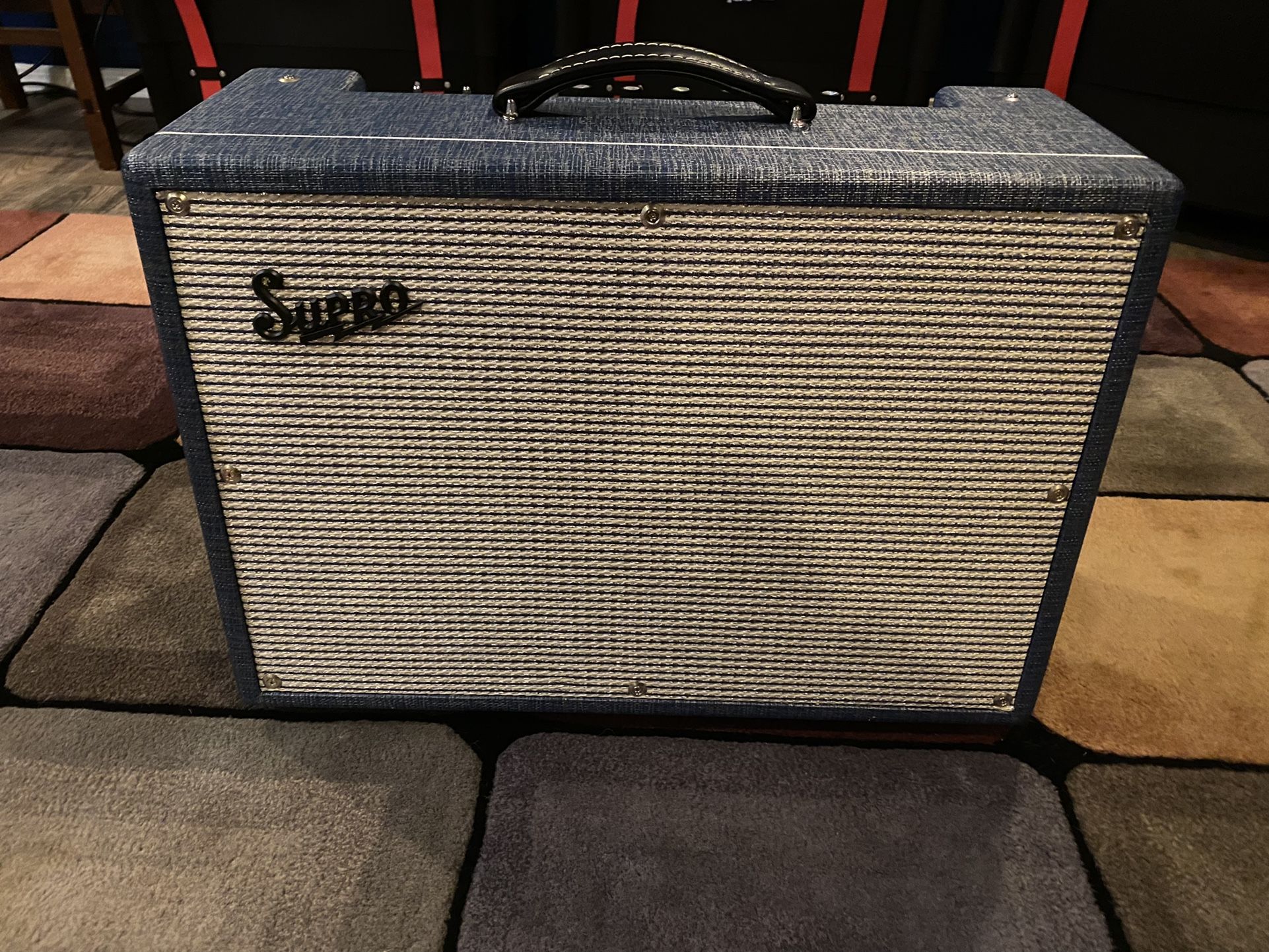 Supro Saturn Reverb 1648RT Tube Amp for Sale in Seattle, WA - OfferUp