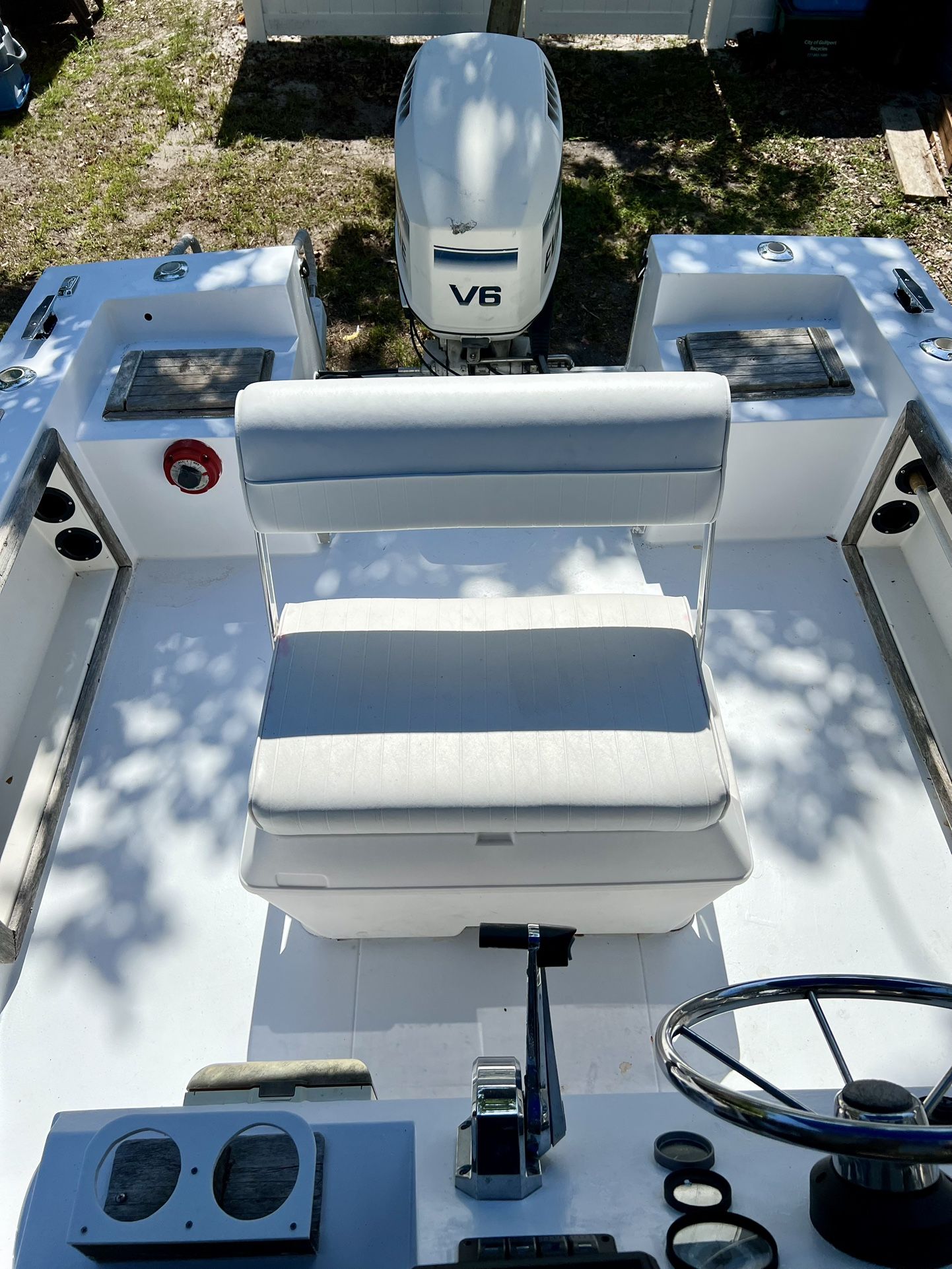 1986 17ft Proline Center Console W/ 150hp Evinrude for Sale in St ...