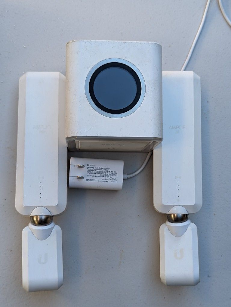 Ubiquity Amplify Router + 2 Access Points. Mesh System. IoT for Sale in ...