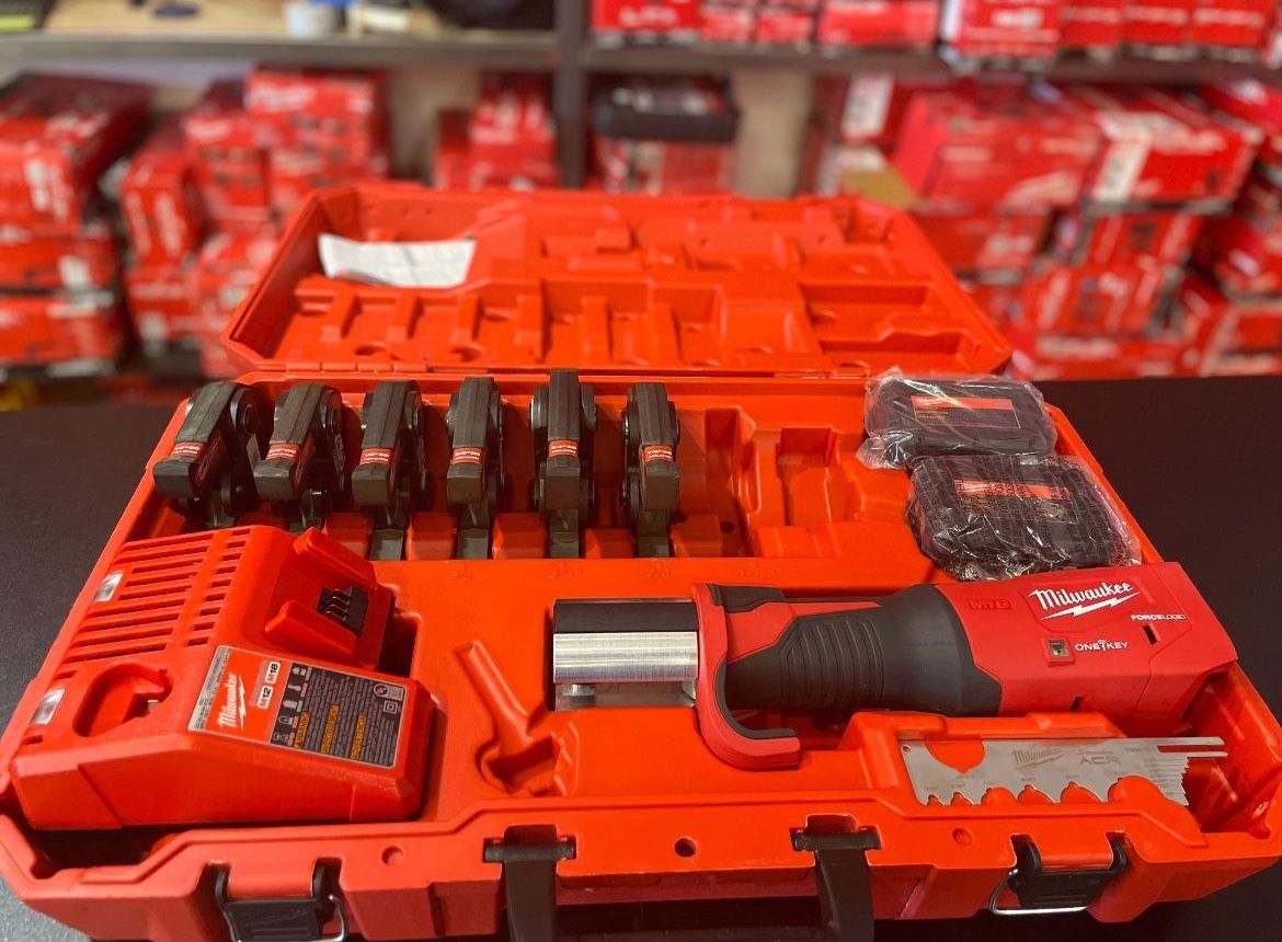 M18 18V Lithium-Ion Brushless Cordless FORCE LOGIC Press Tool Kit with ...