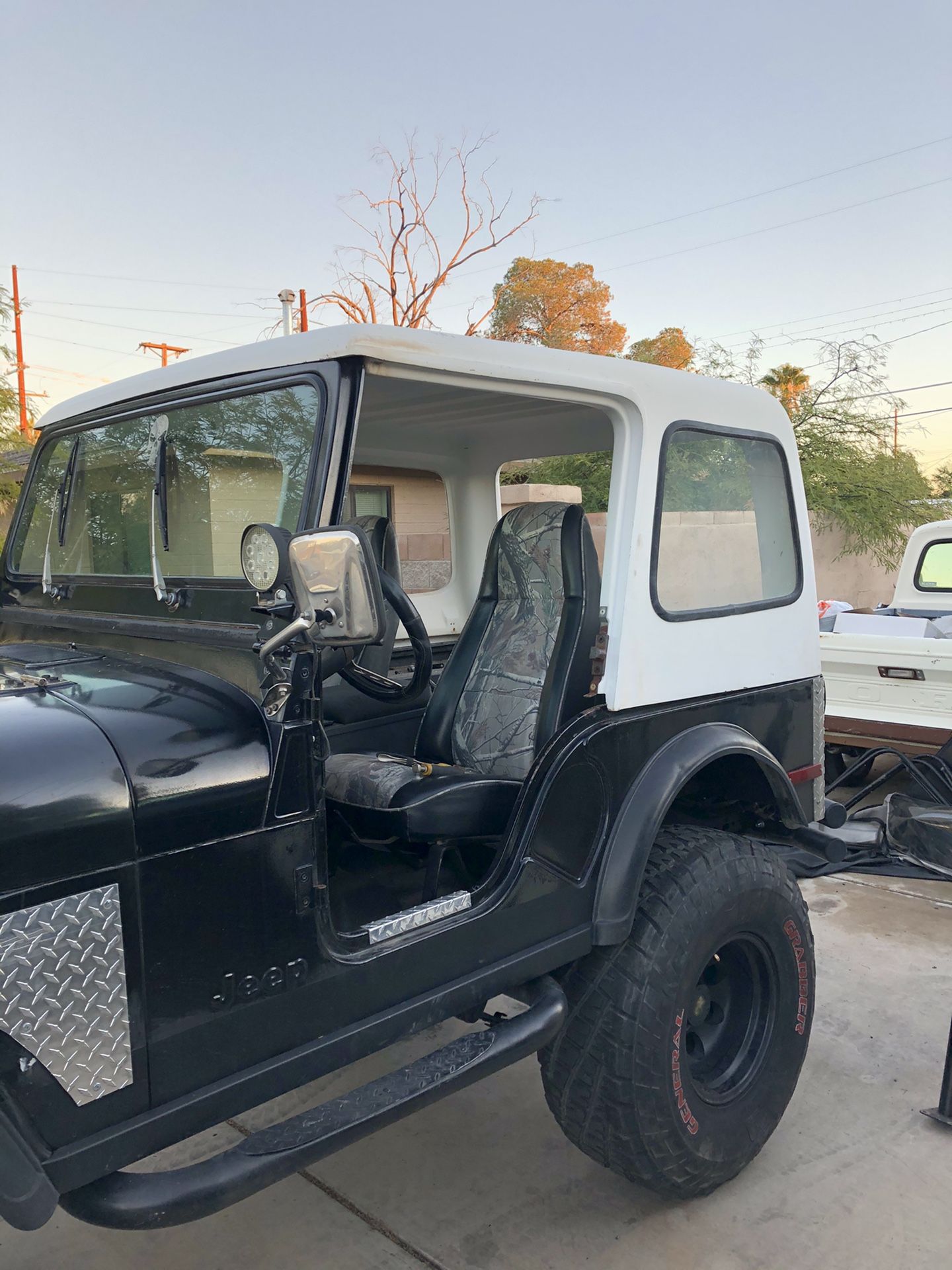 Jeep cj5 acme fiberglass hard top for Sale in Tucson, AZ - OfferUp