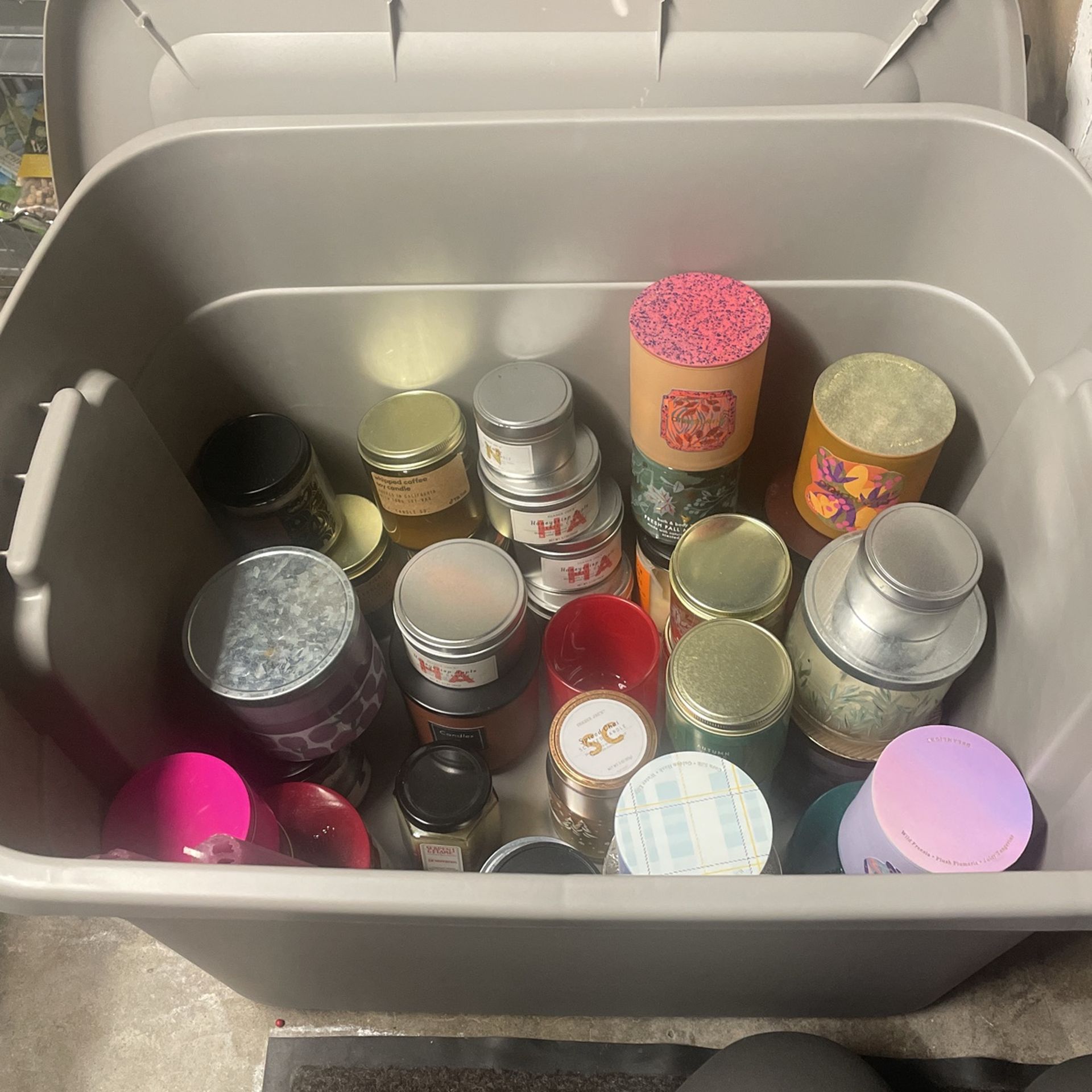 Free Assorted Candles! for Sale in San Diego, CA - OfferUp