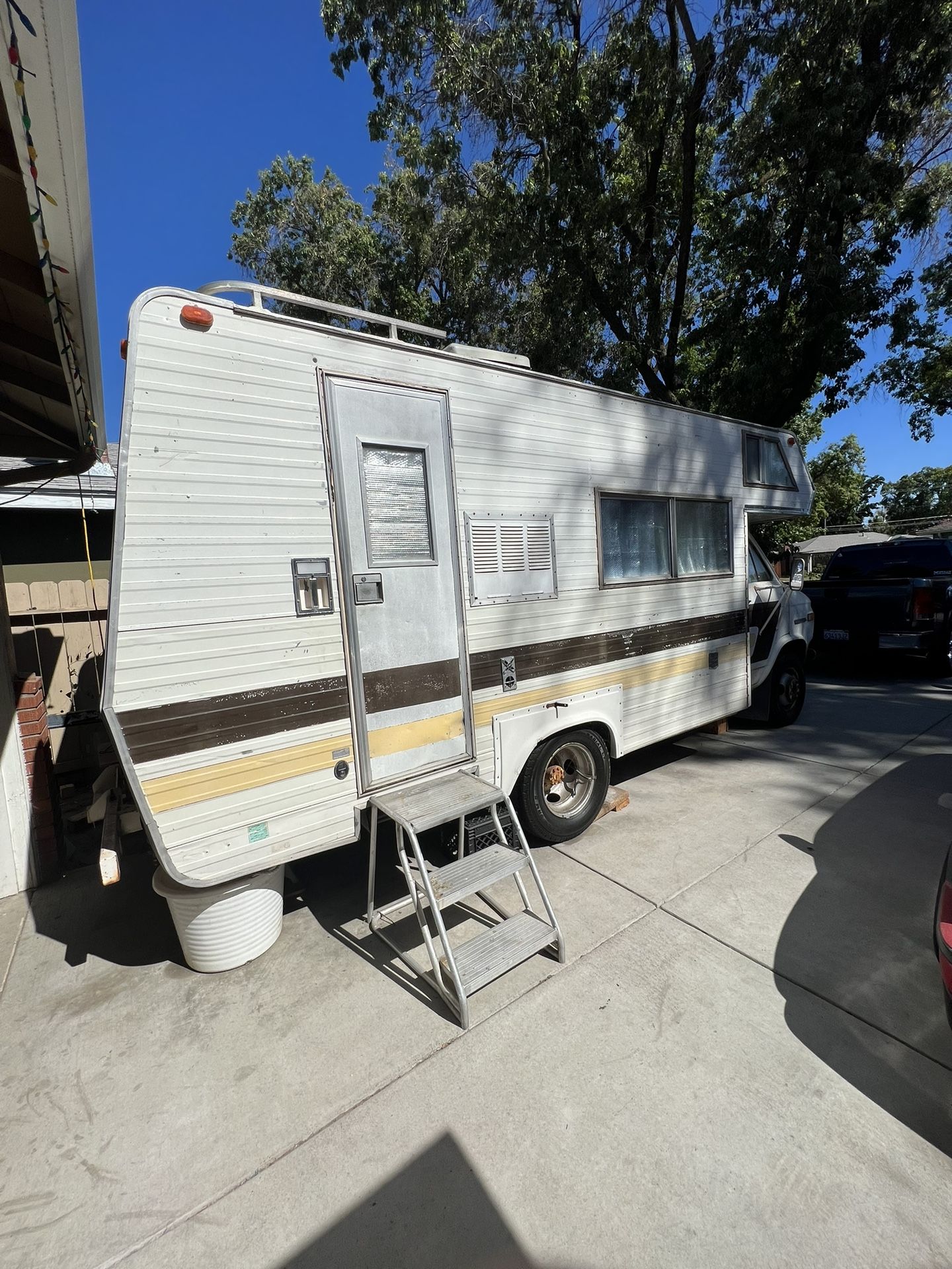 GMC VANDURA Midas Año 1976 ( RV) for Sale in Modesto, CA - OfferUp