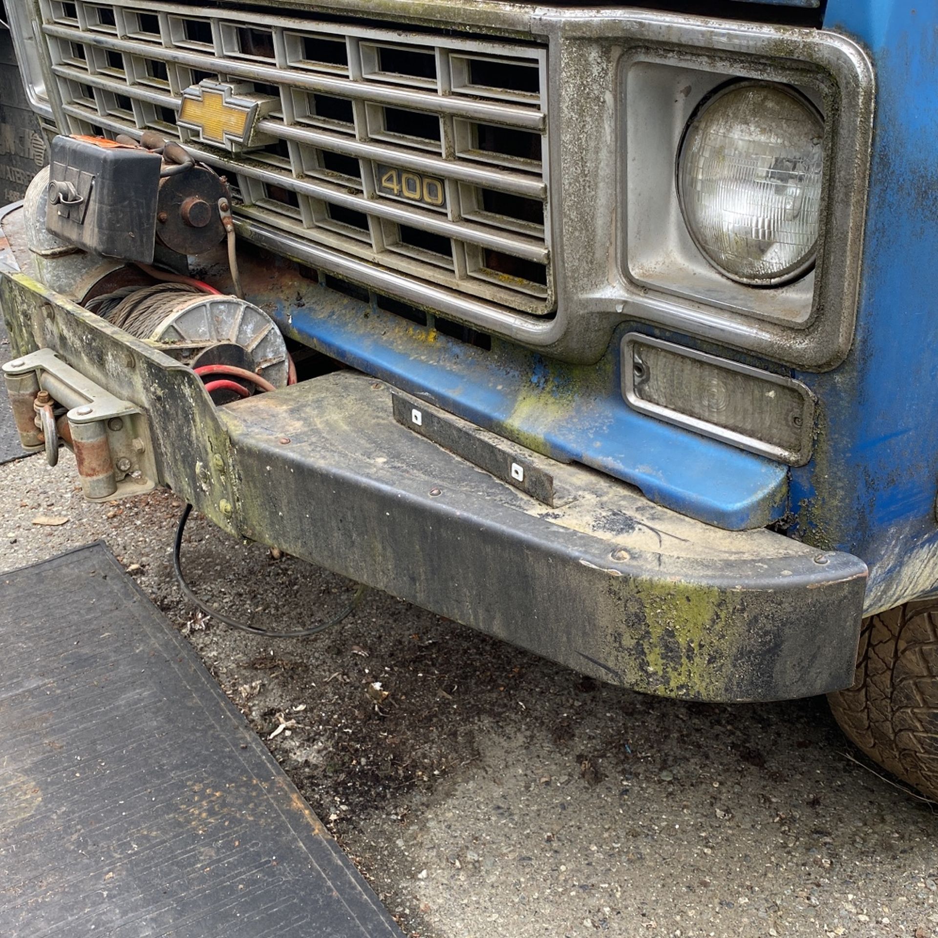 Warn 8274 W/ Square Body Bumper for Sale in Everett, WA - OfferUp