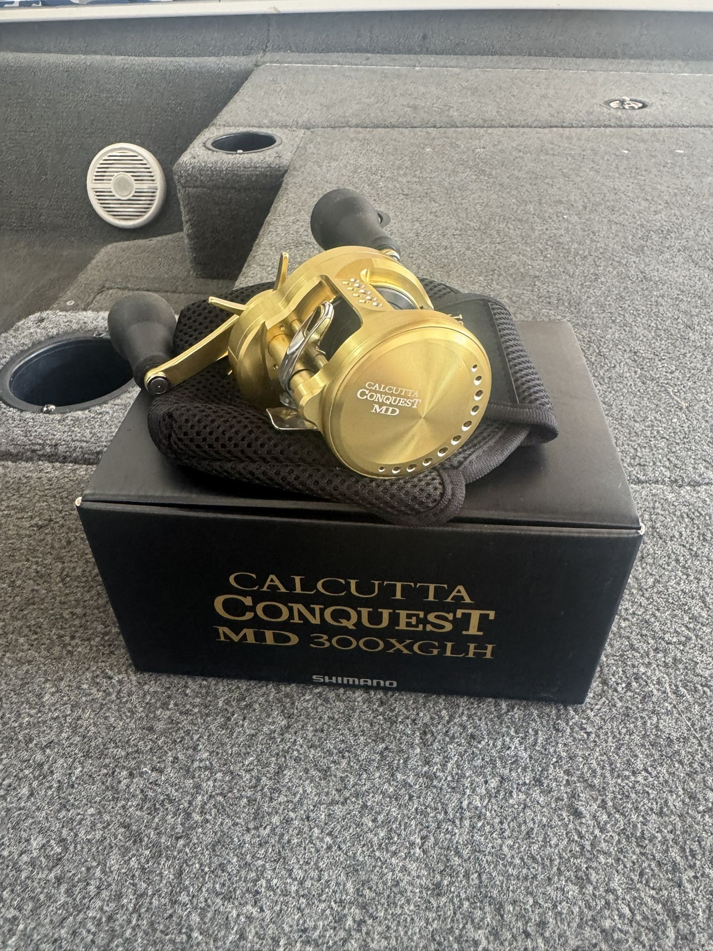 Shimano Calcutta Conquest MD 300 XGLH Fishing Reel for Sale in Alpine ...