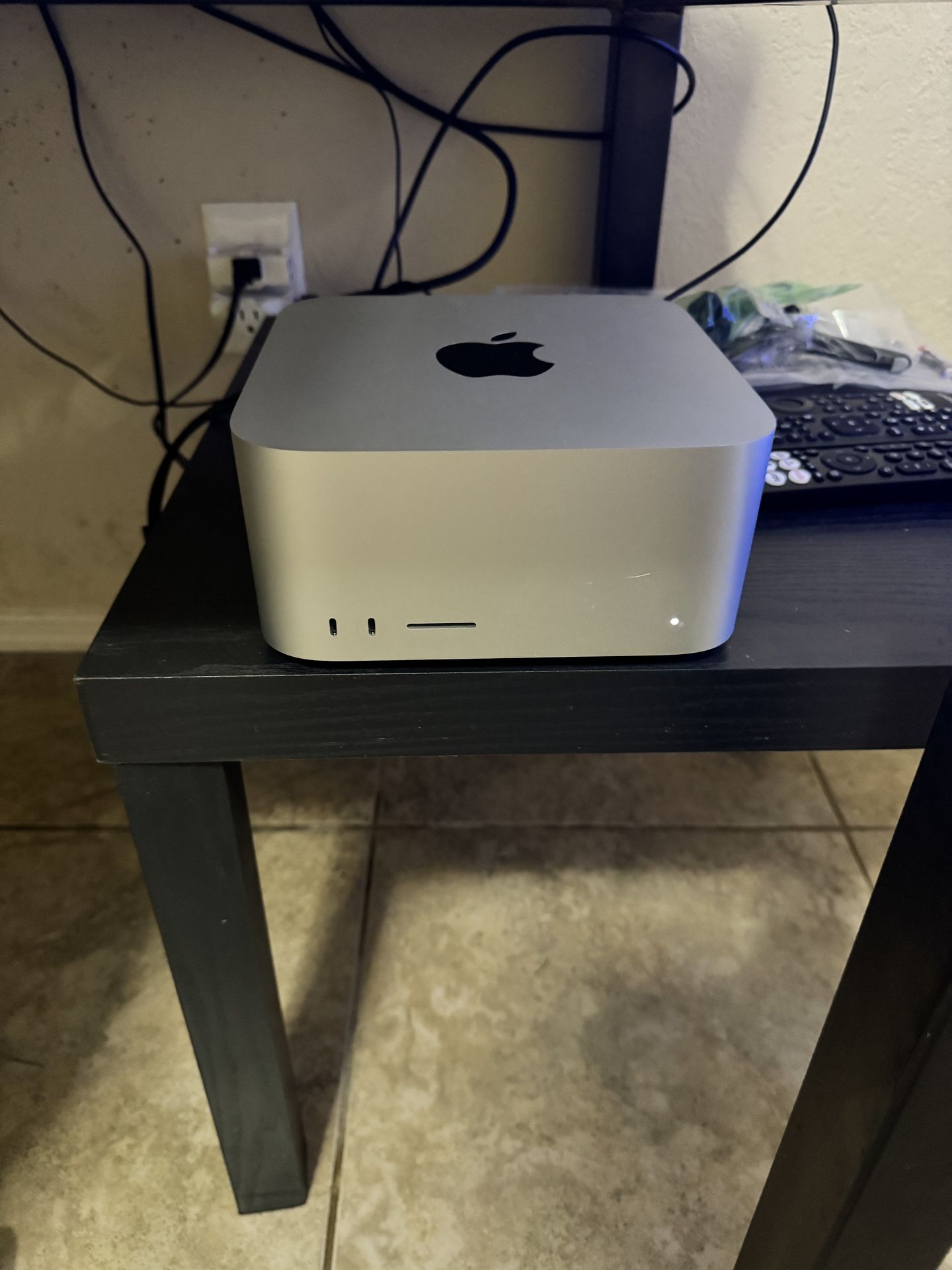 Apple Mac Studio, M2 Max Processor Mint Condition for Sale in Miami, FL ...