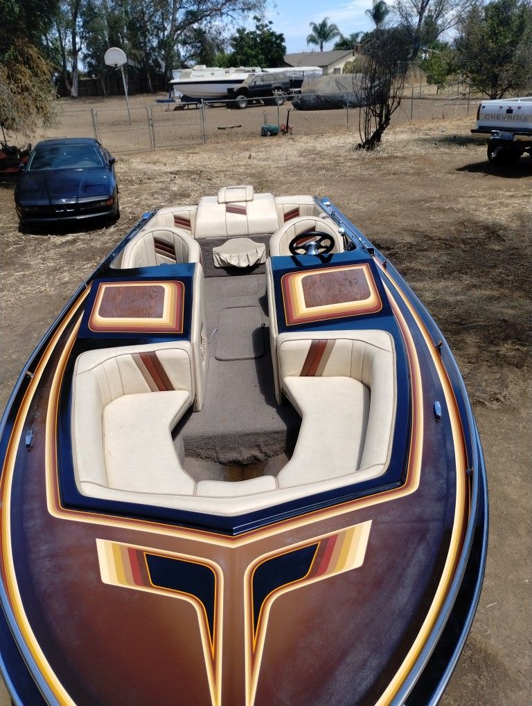 1984 21 Ft Eliminator Open Bow Speed Boat for Sale in Riverside, CA ...