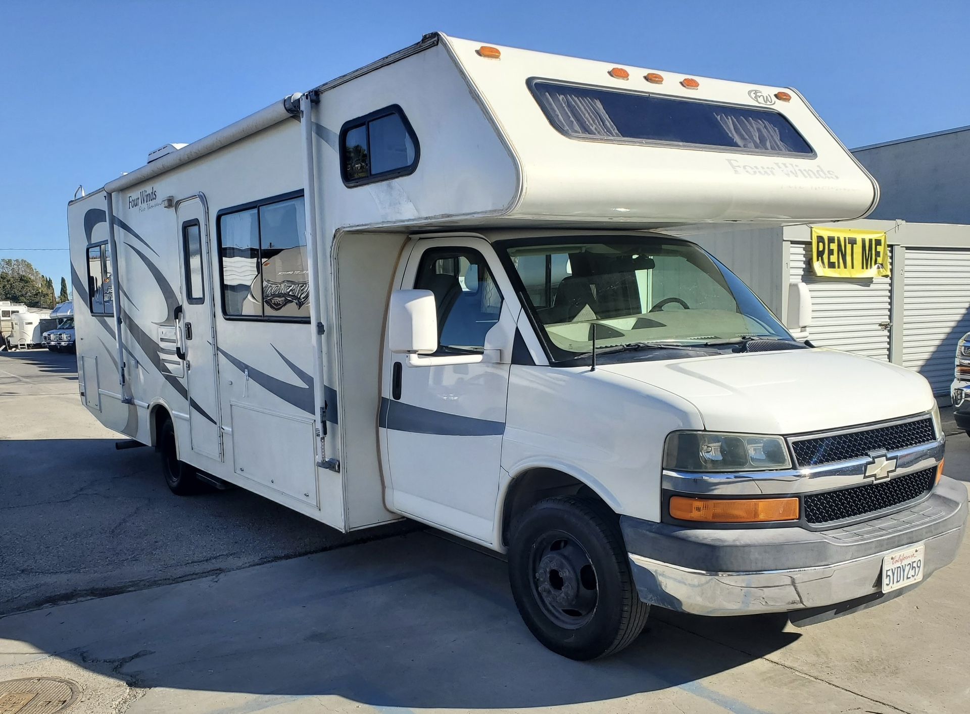 Chevy RV Motorhome 28’ for Sale in Chino, CA - OfferUp