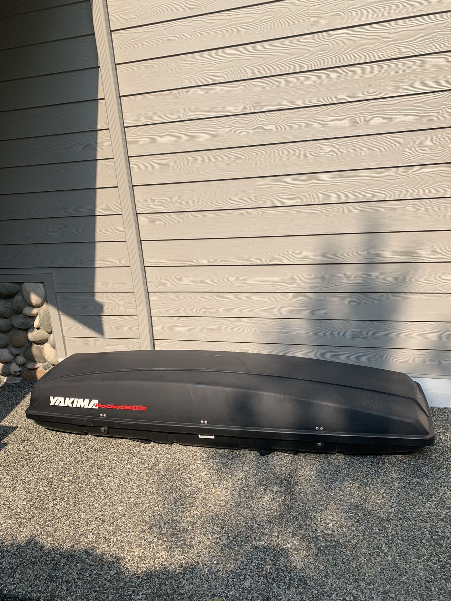 Yakima RocketBox for Sale in Bothell, WA - OfferUp