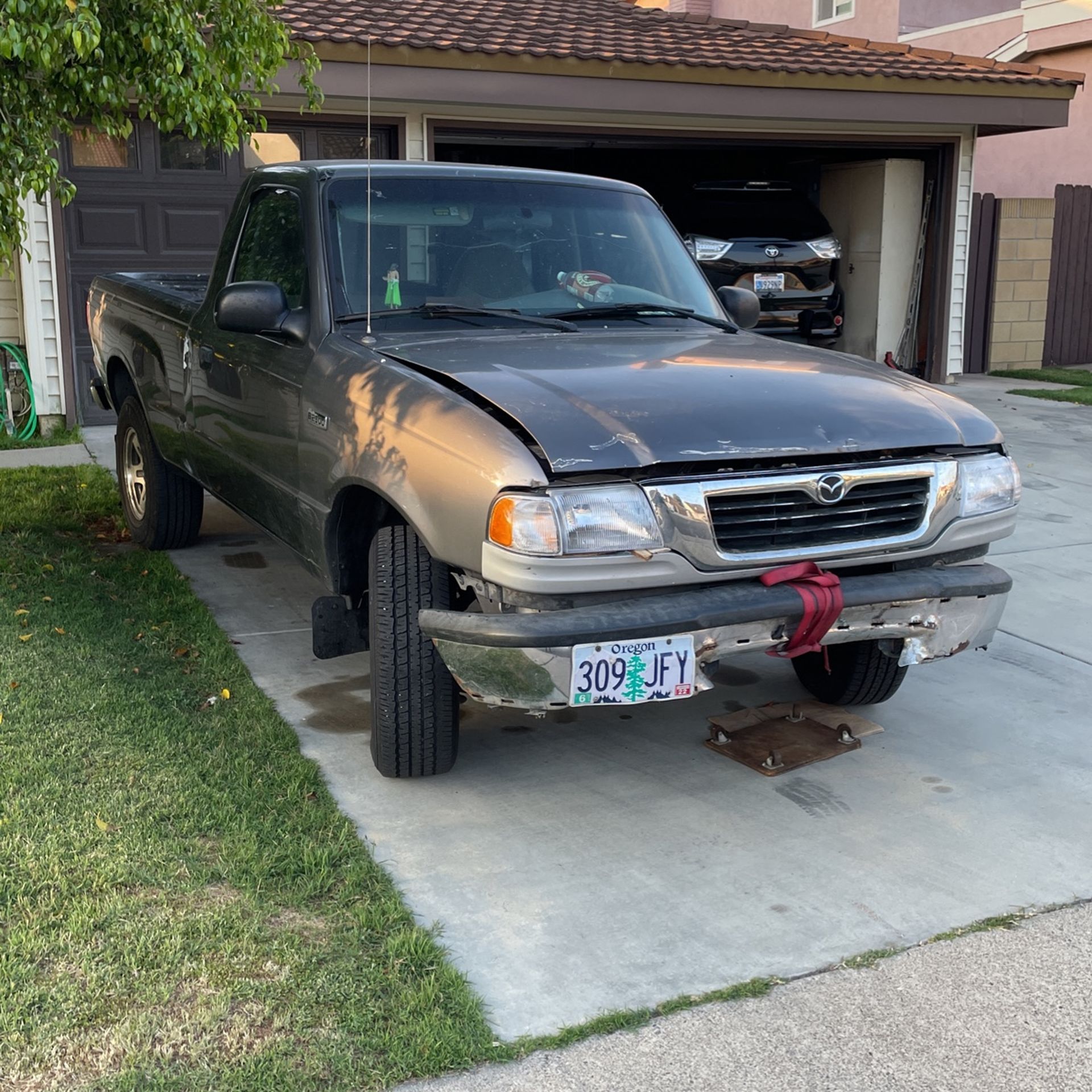 2000 Mazda B-Series Pickup for Sale in Buena Park, CA - OfferUp