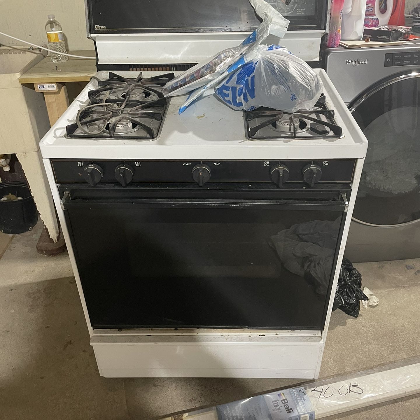 Stove for Sale in Fall River, MA - OfferUp