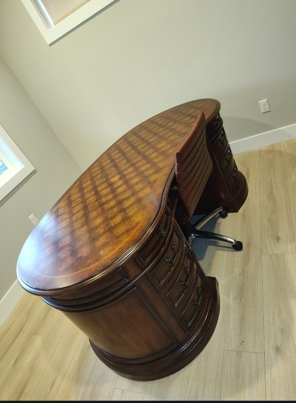 Free Solid Kidney Desk And Chair (Very Heavy) for Sale in Gig Harbor ...