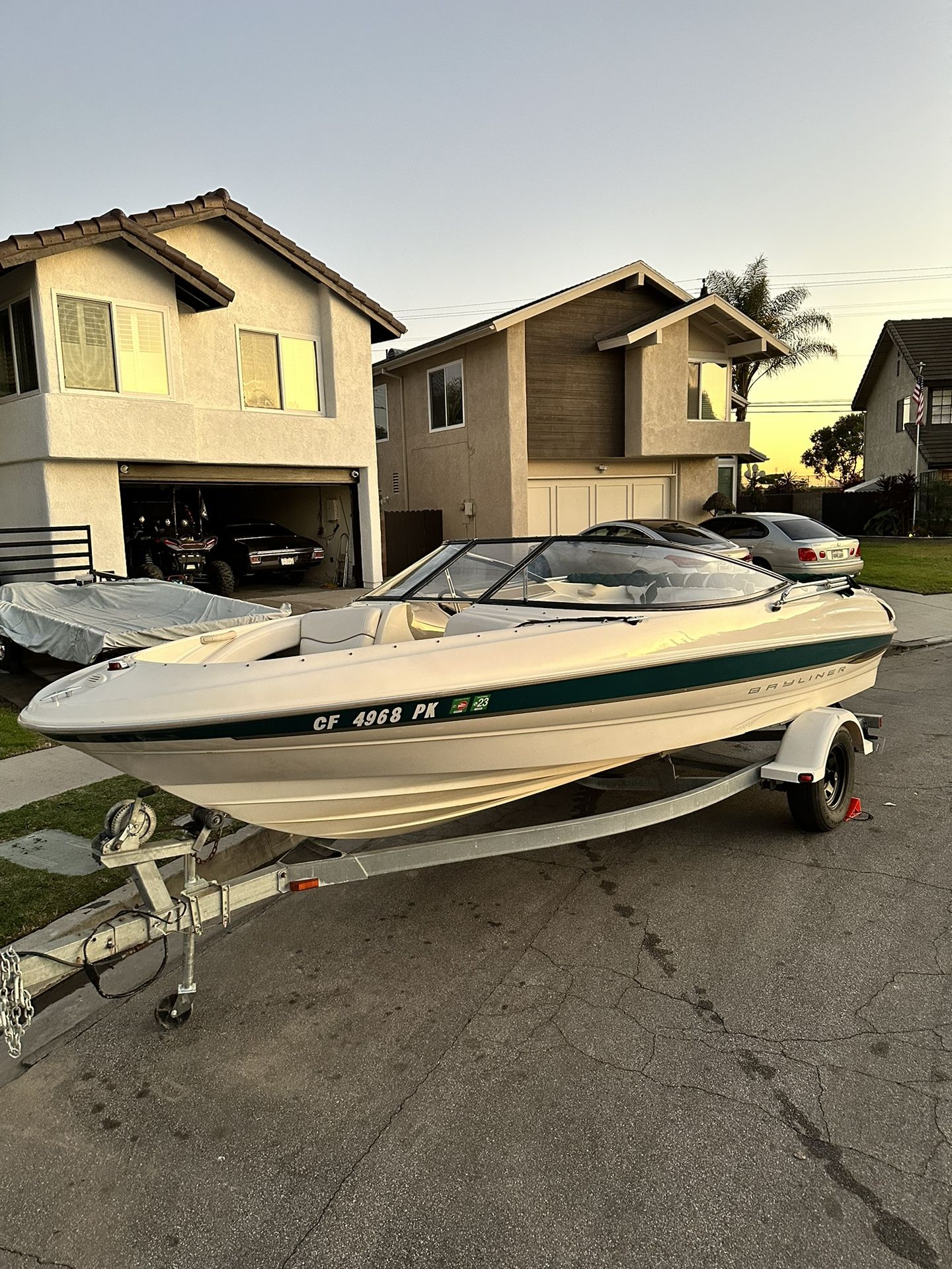 2000 Bayliner Boat 20’ 5.0 V8 for Sale in Bellflower, CA - OfferUp