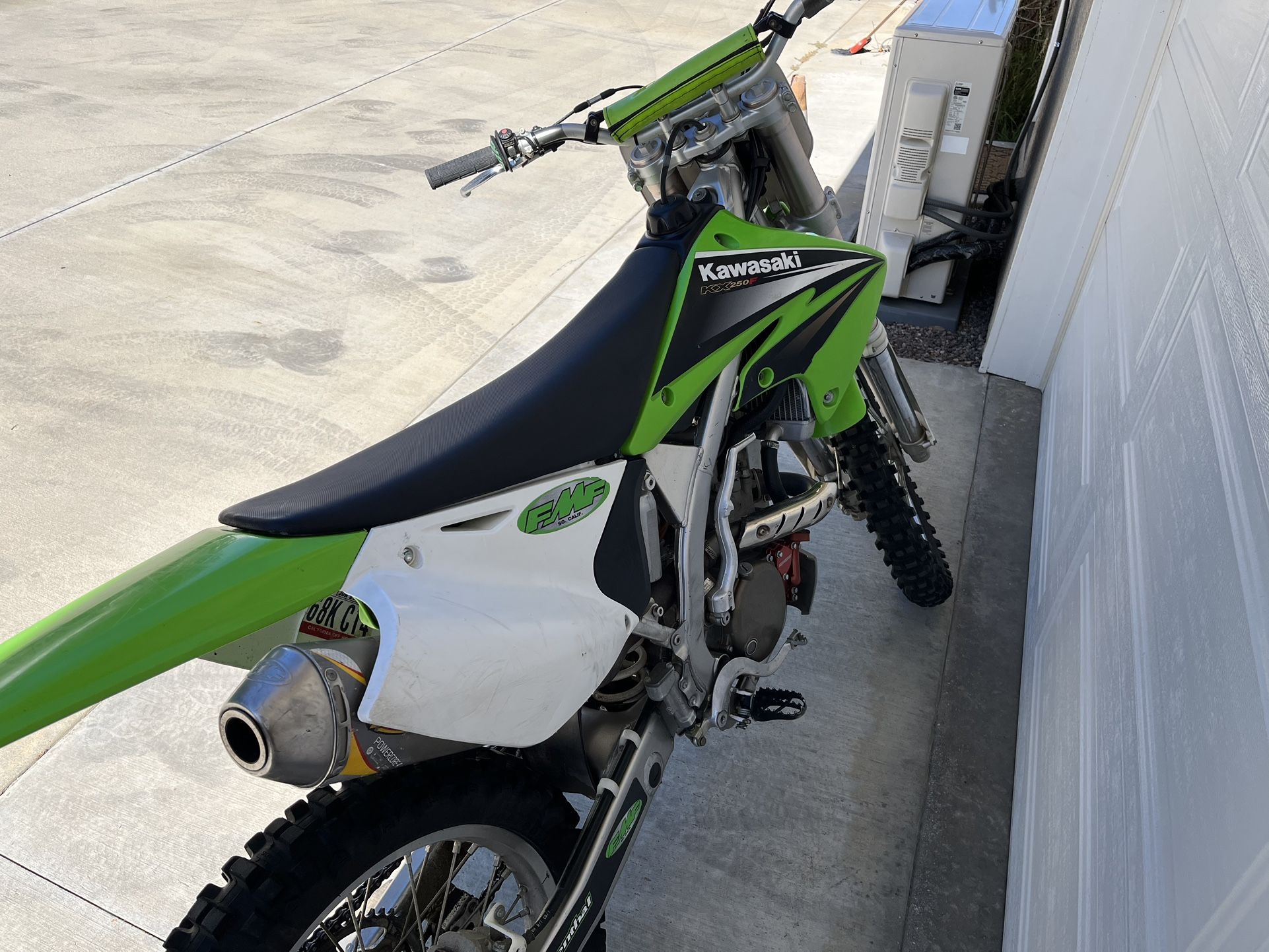 2004 Kawasaki Kx for Sale in Quartz Hill, CA - OfferUp