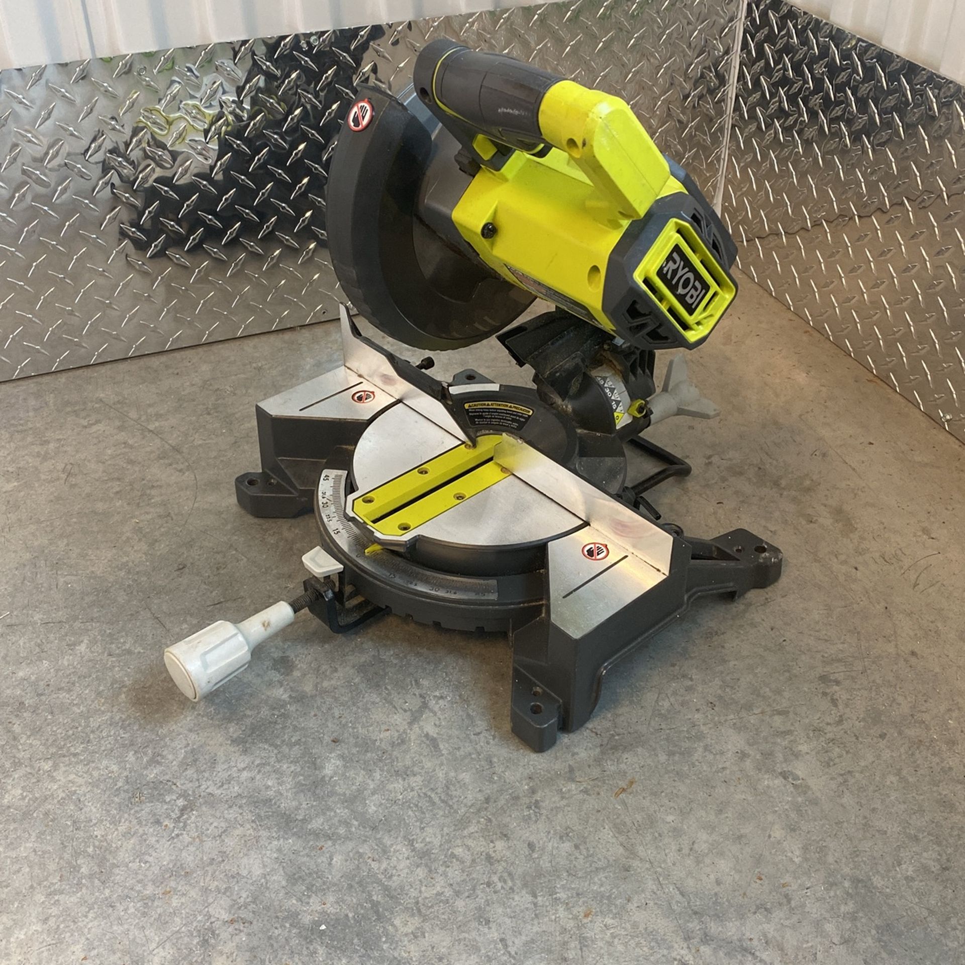 Compact Miter Saw- Ryobi for Sale in Issaquah, WA - OfferUp
