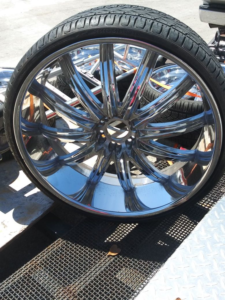 28 inch rims for sale 1500 obo 6 lug universal for Sale in Pompano ...