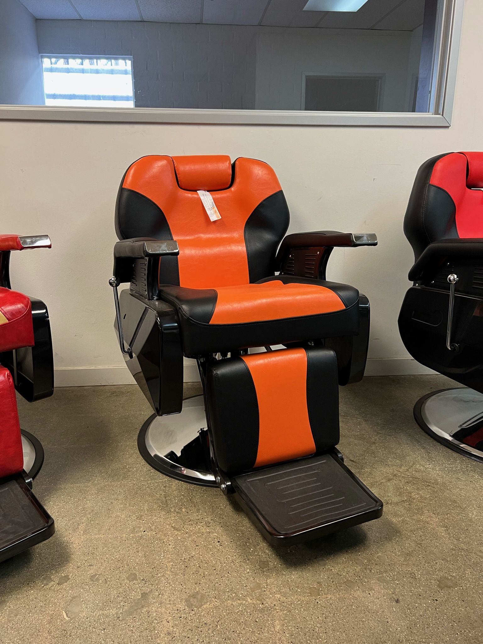Black And Orange Barberpub Barber Chair 2688 for Sale in Cty Of Cmmrce ...
