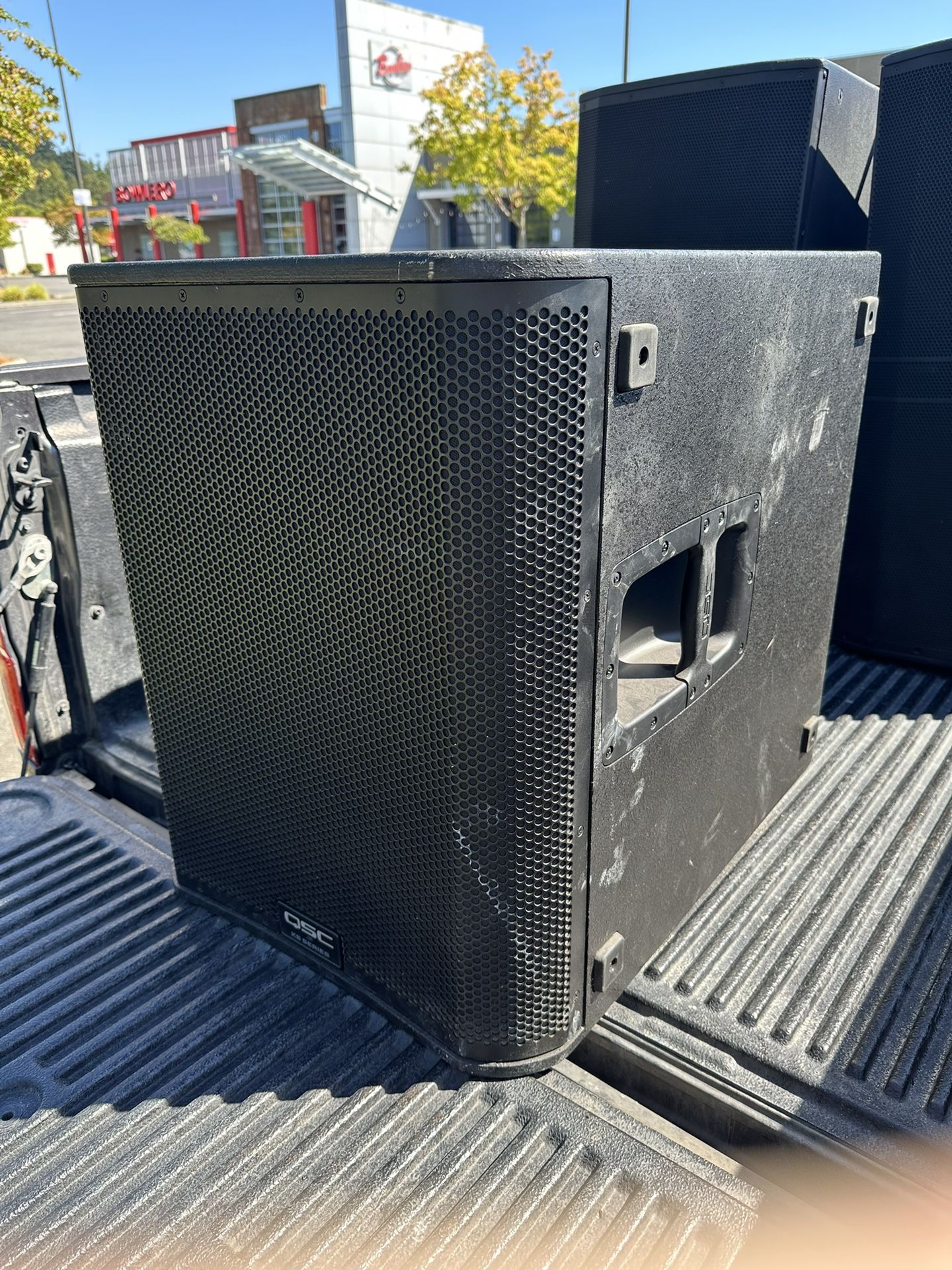 QSC KS118 18” Powered Subwoofer 3600W for Sale in Seattle, WA - OfferUp