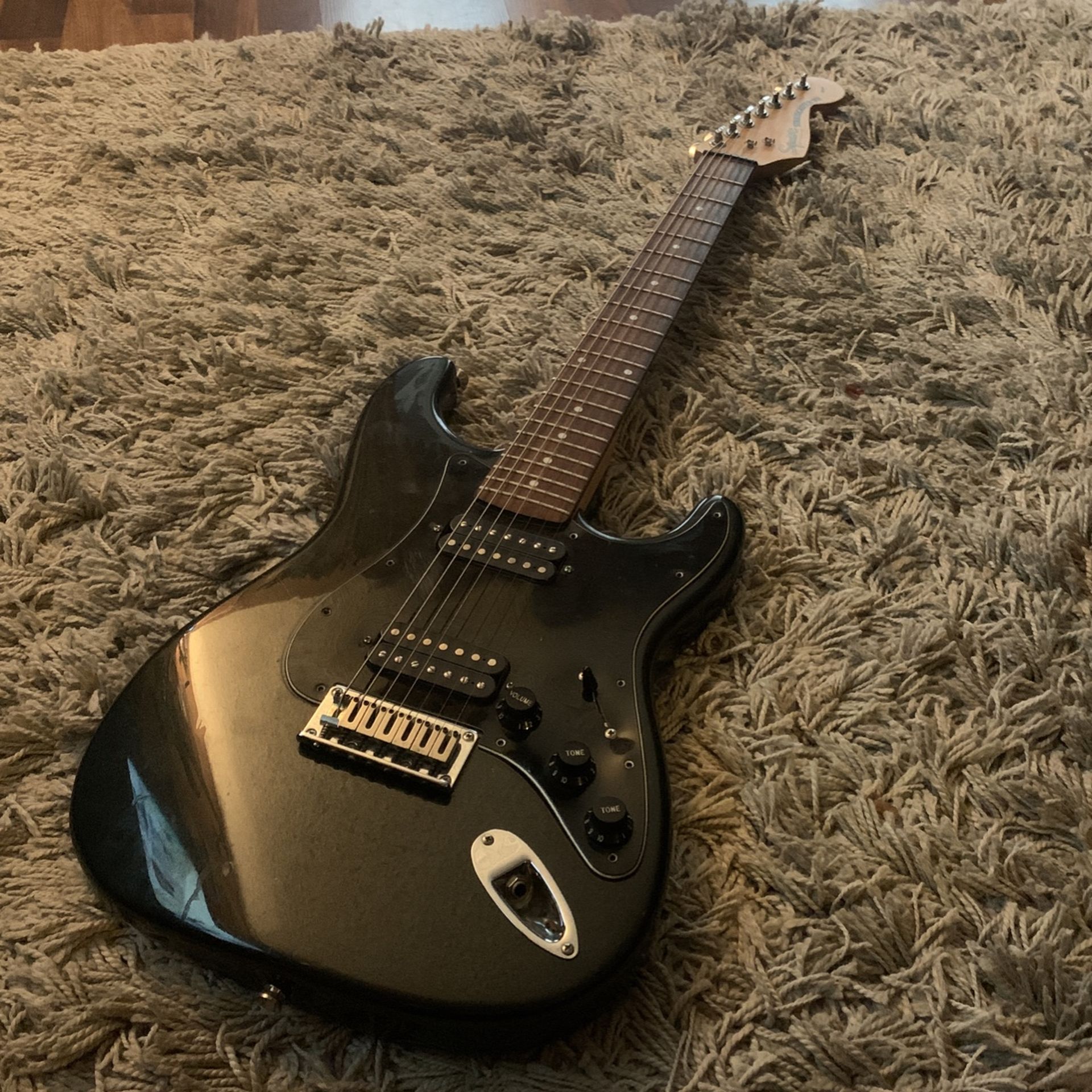 Fender Squier Stratocaster Vii for Sale in Phoenix, AZ - OfferUp