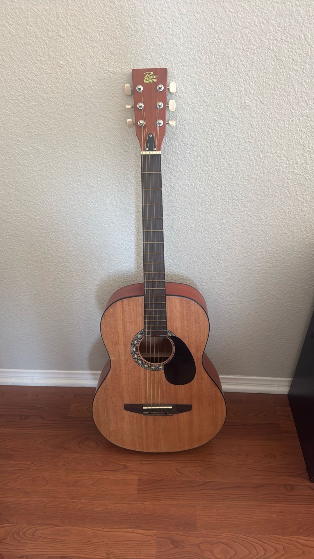 Rogue Fine Instruments Acoustic Guitar S0-069-RAG-NA for Sale in Santa ...