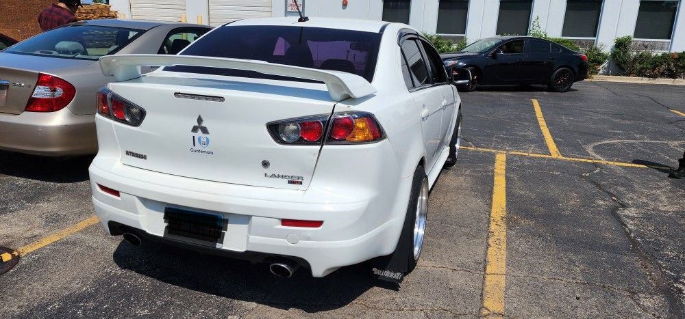 2011 Mitsubishi Lancer White