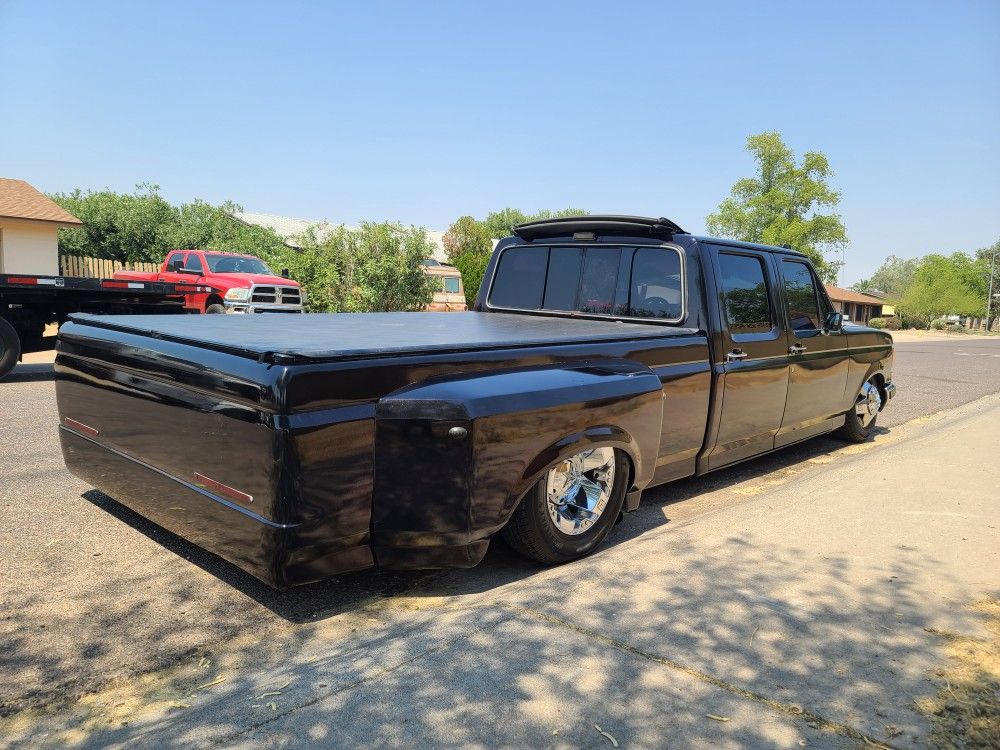 Bagged Ford Dually