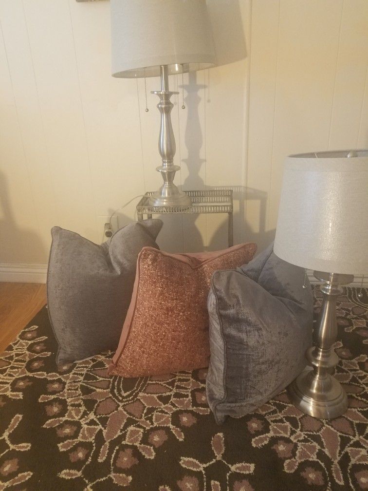 Designer coordinated Rug Package In Dark Gray and Mauve $395 for Sale ...