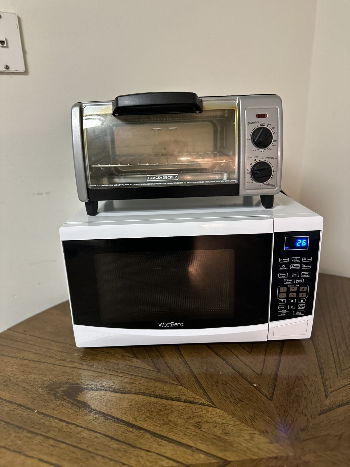 Microwave And Toaster + Oven for Sale in Meriden, CT - OfferUp