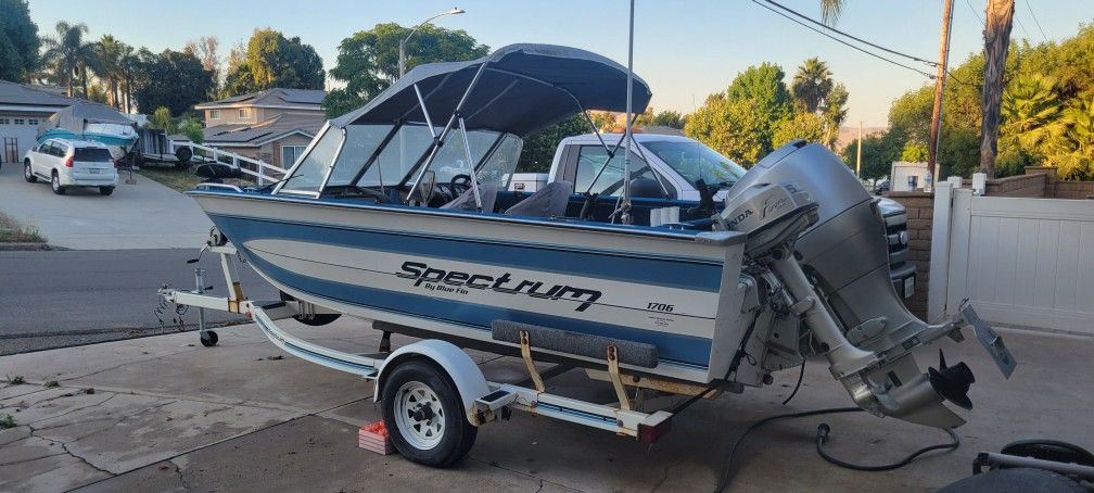 1994 Spectrum Blue fin for Sale in Corona, CA - OfferUp