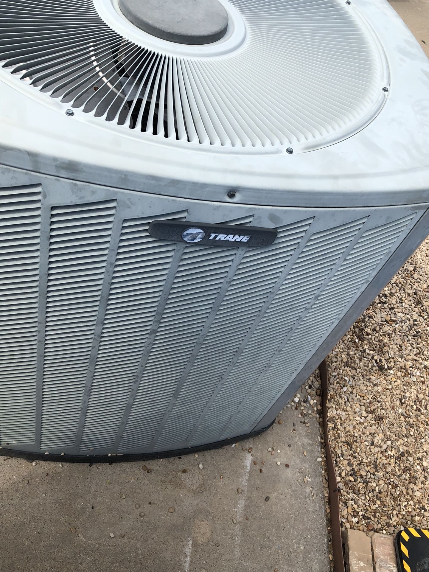 Trane 4 Ton Condenser for Sale in Frisco, TX - OfferUp
