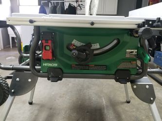 Hitachi 10-in 15-Amp Table Saw At