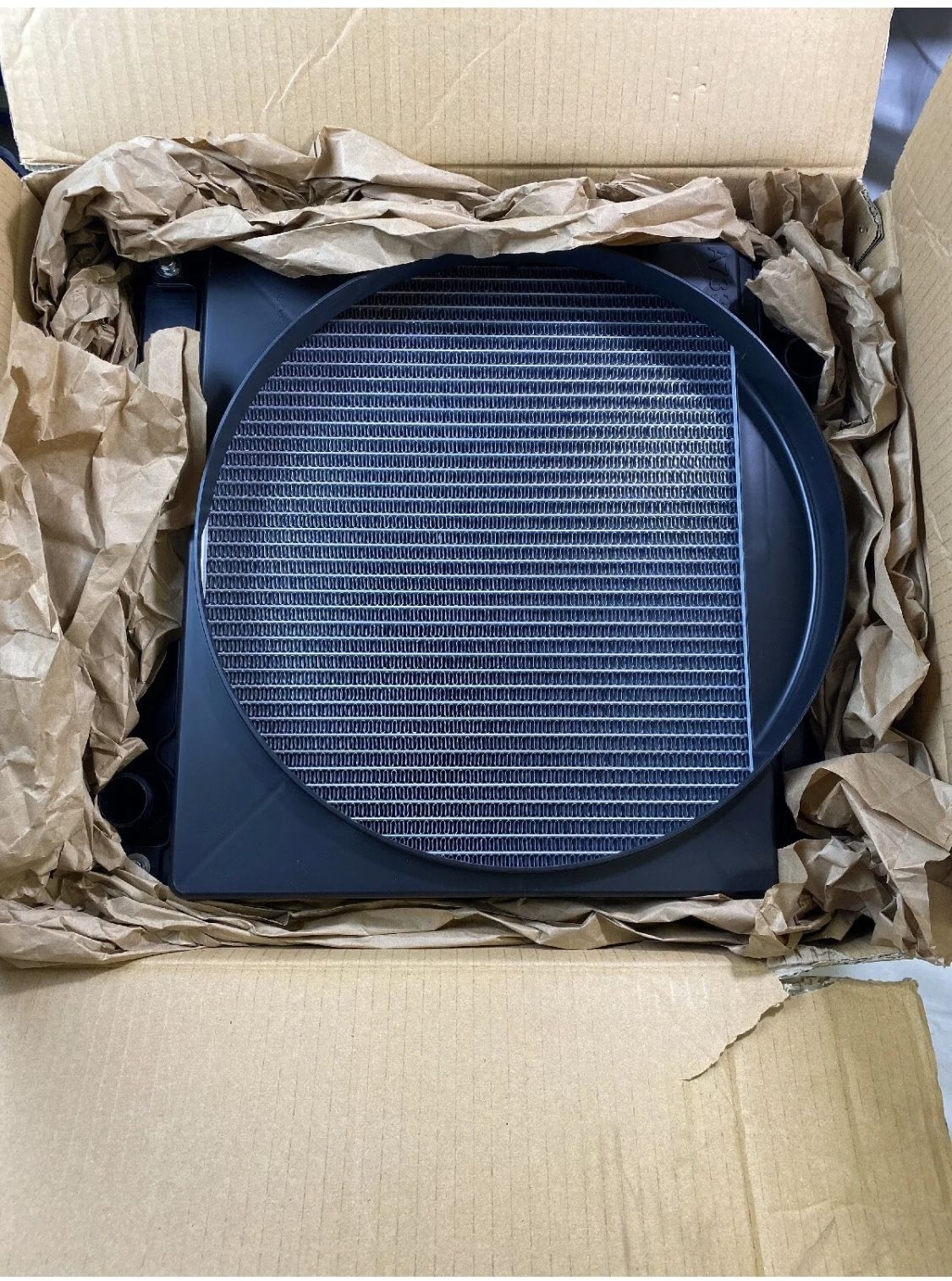 John Deere LVA802036 Radiator - Fits 2025R 2320 2305 3005 790 Tractors ...