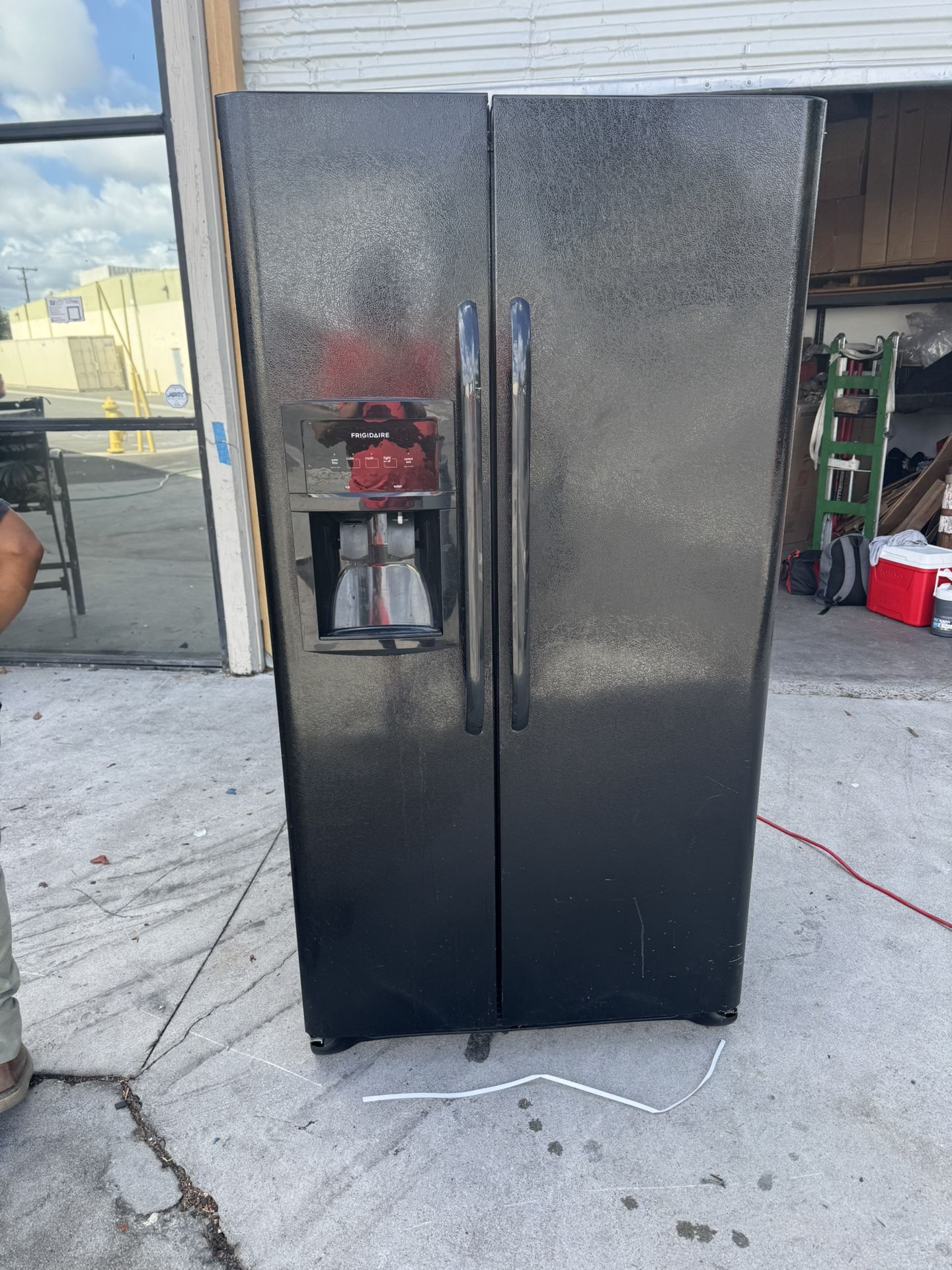 Double Door Refrigerator for Sale in Midway City, CA - OfferUp