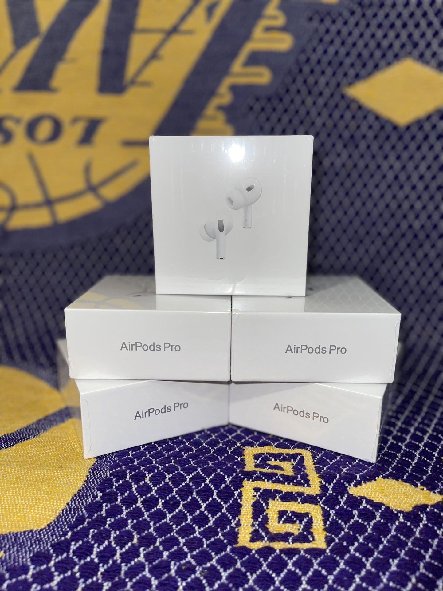 Apple AirPod Pros for Sale in Fresno, CA - OfferUp
