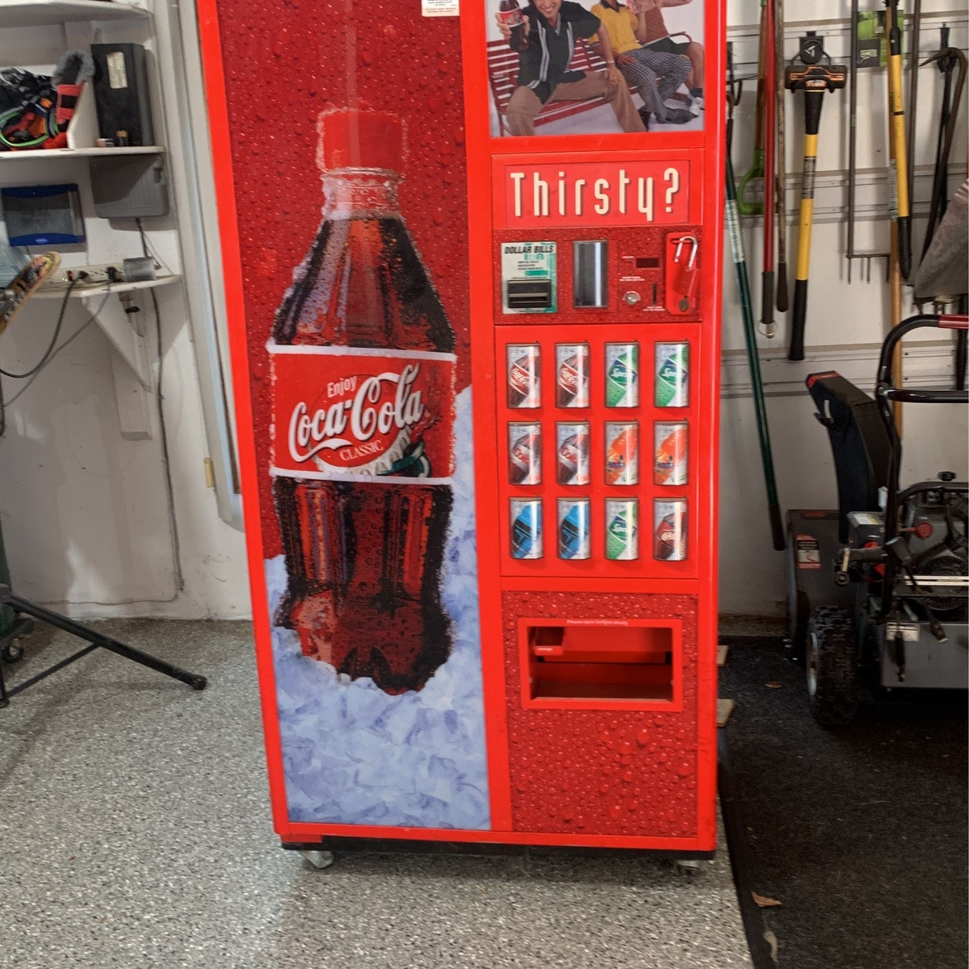 Coke Machine for Sale in Orland Park, IL - OfferUp