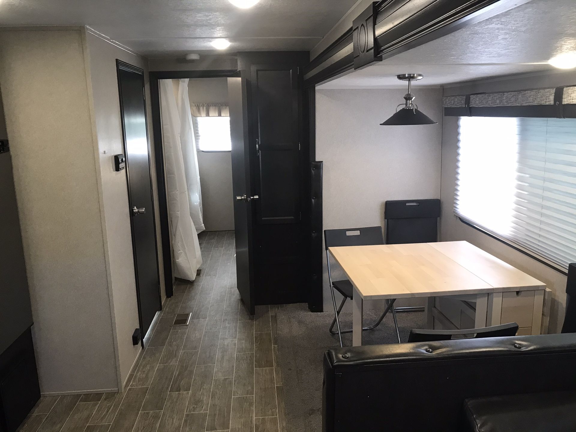 Large 37’ Travel Trailer with 3 slides and washing machine for Sale in ...